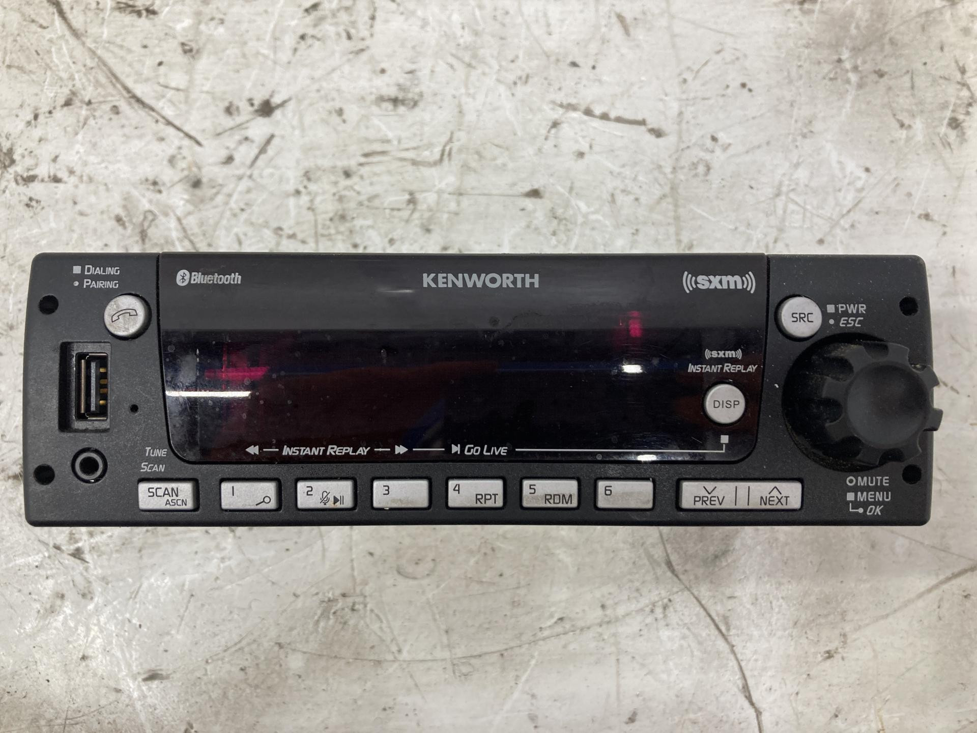Kenworth T680 A/V Equipment (Radio) for Sale