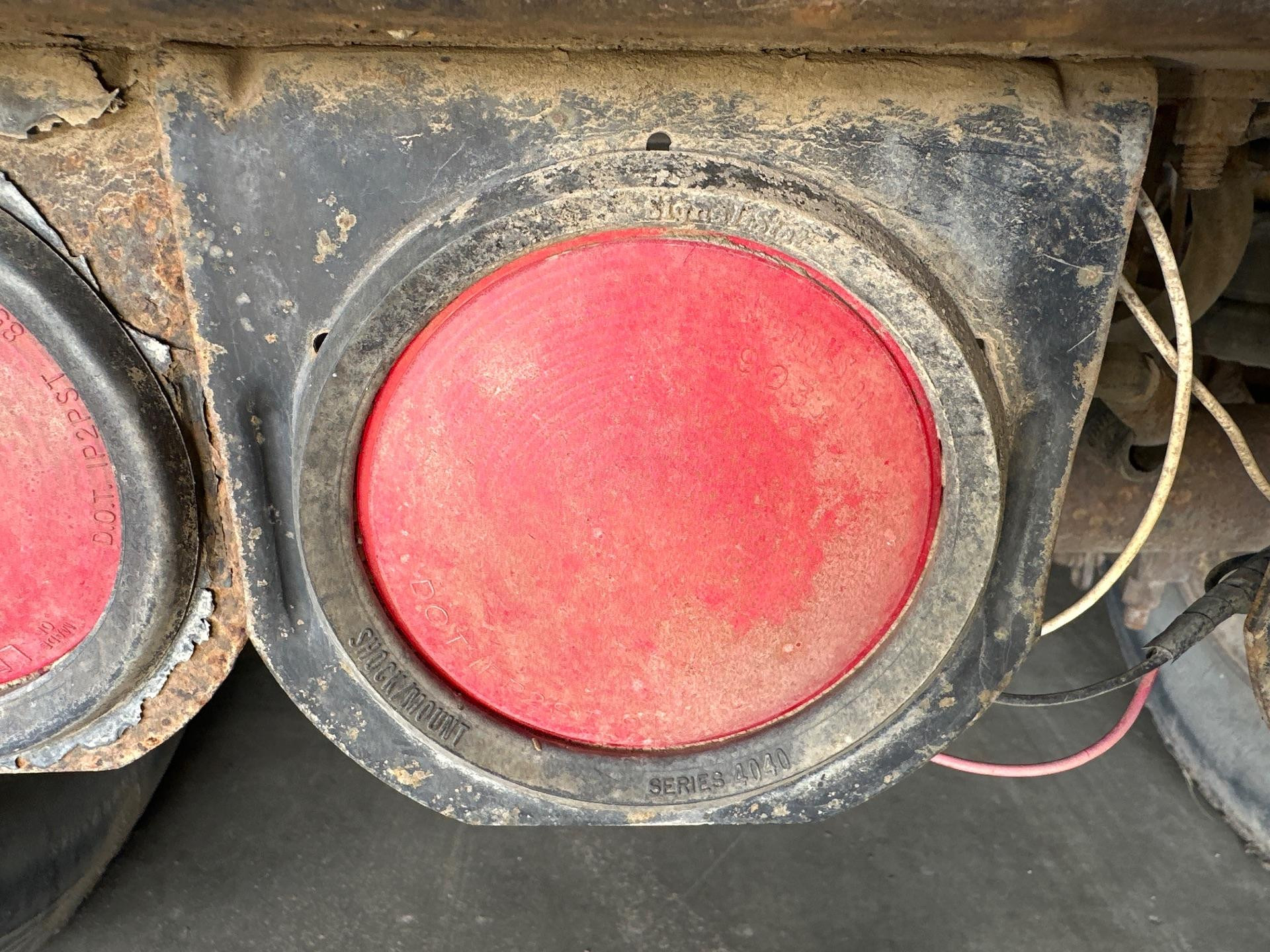 Freightliner FLT Tail Lamp for Sale