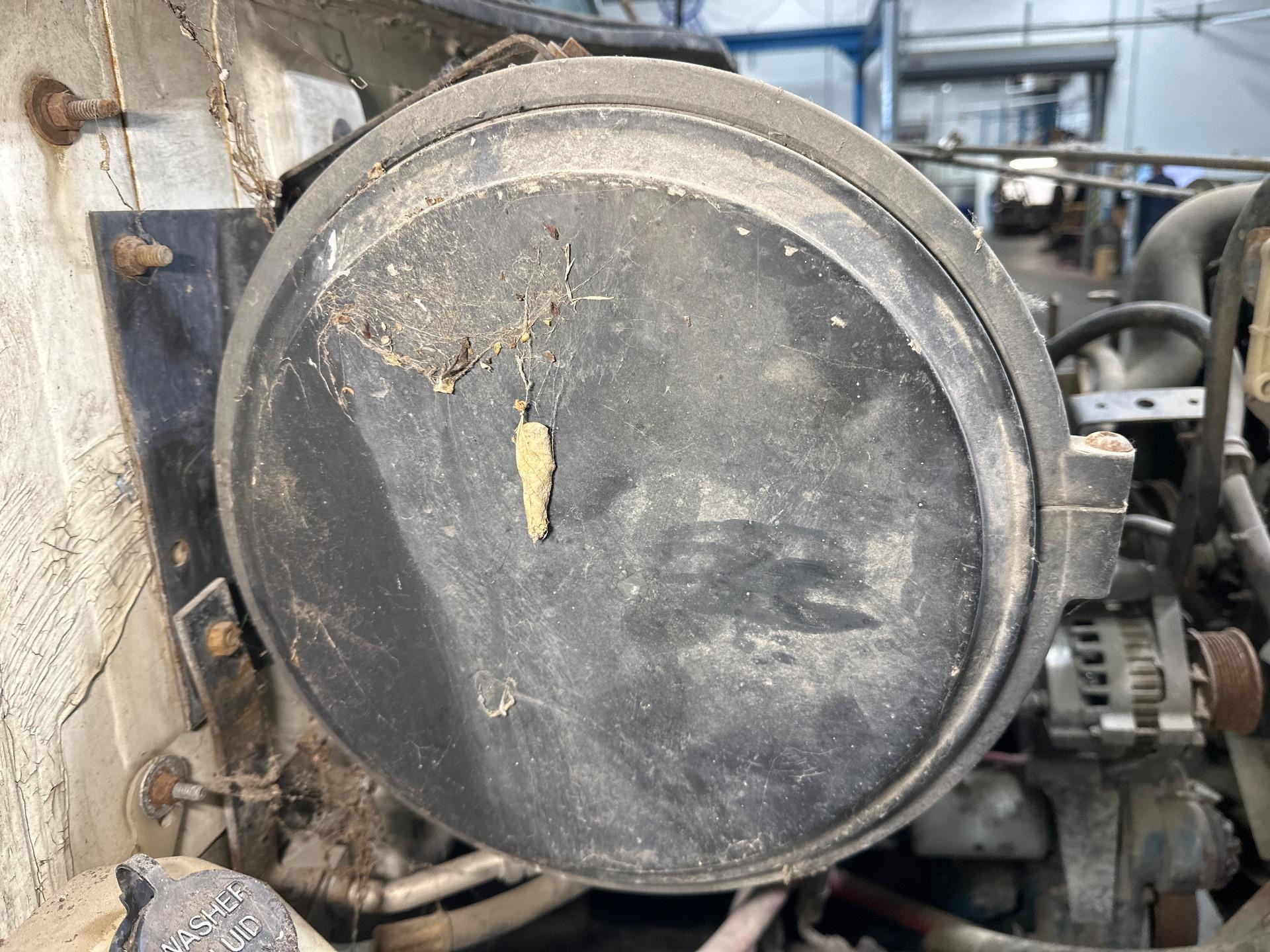 1661755C91 | International 4700 Air Cleaner for Sale