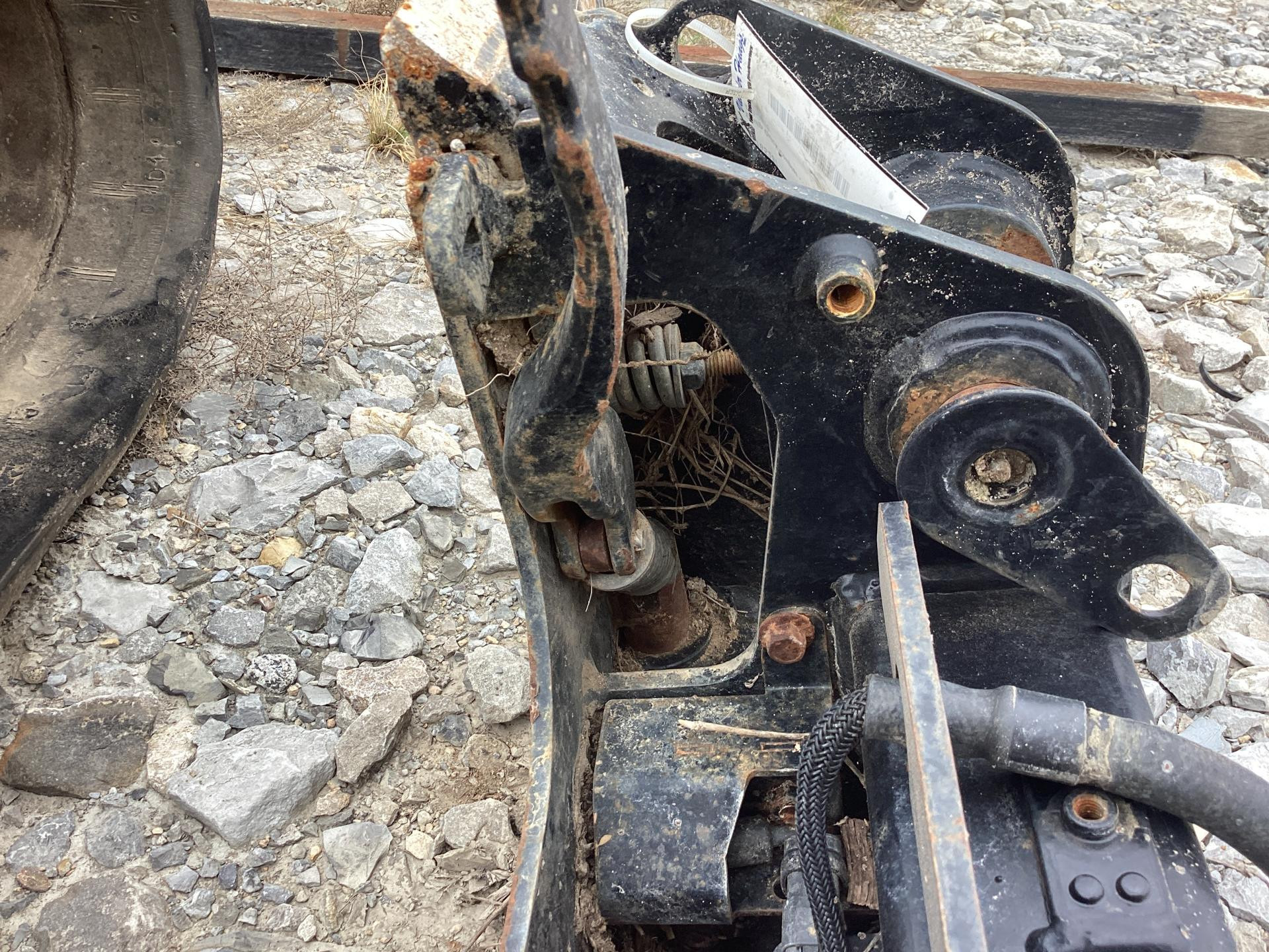 589-5091 | CAT 299D Quick Coupler for Sale