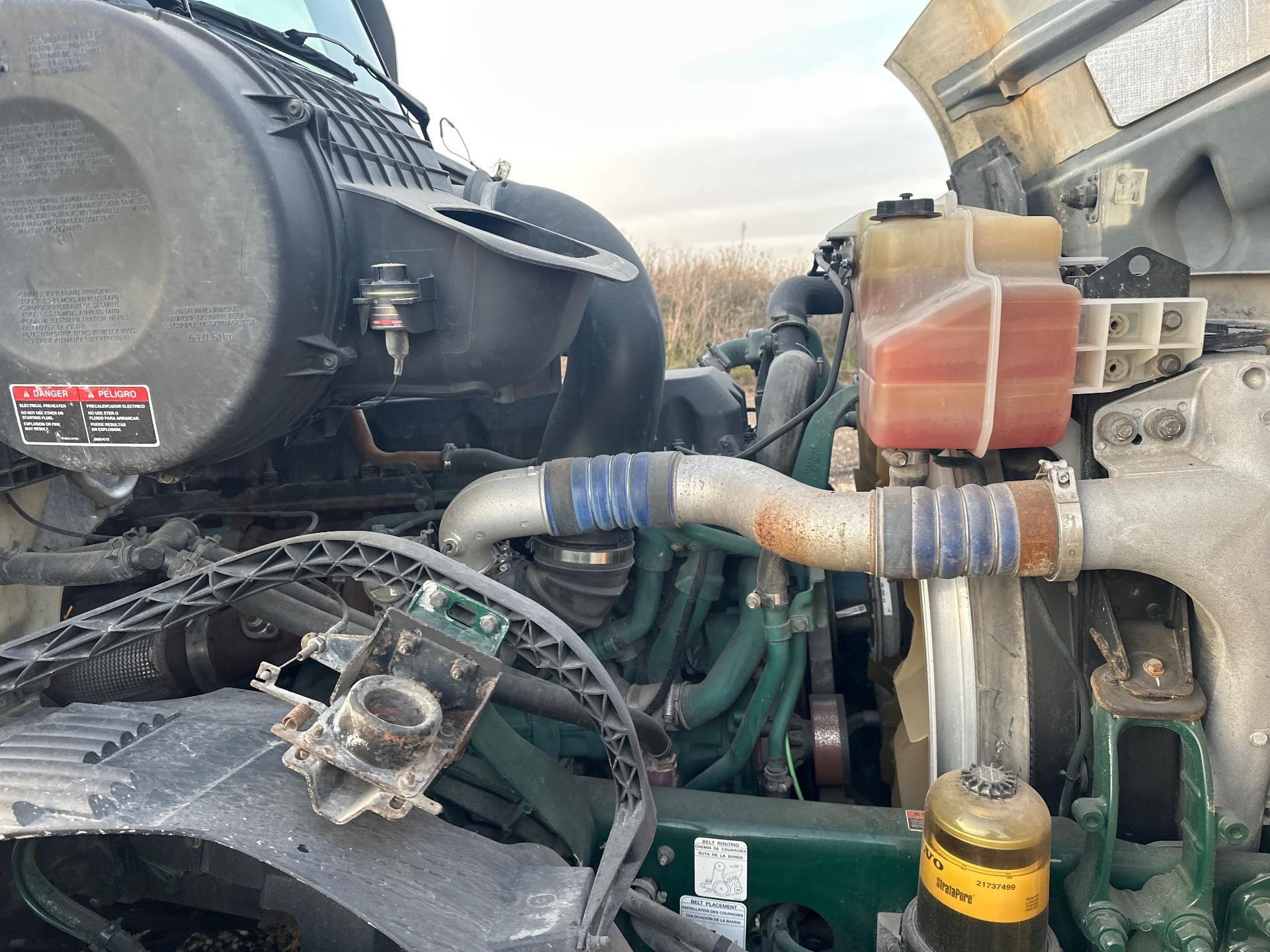 Volvo D11 Engine Assembly for Sale