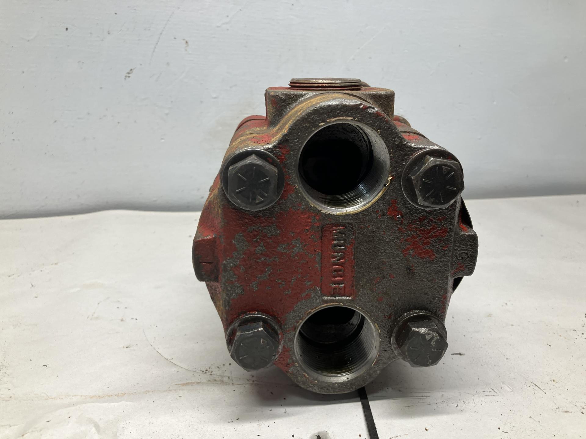 Muncie PL25-2BPBB Hydraulic Pump for Sale