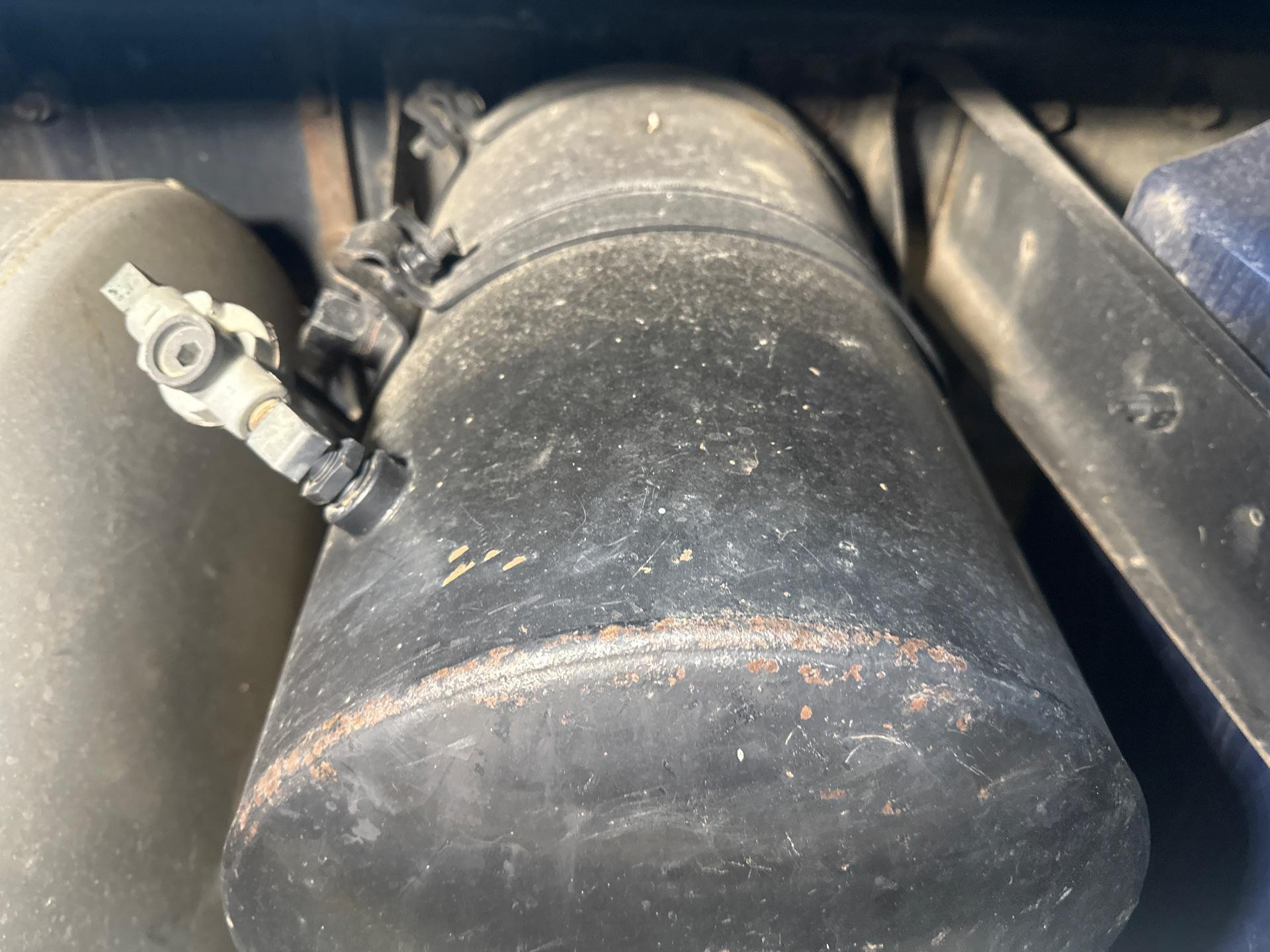 Mack CH600 Air Tank for Sale