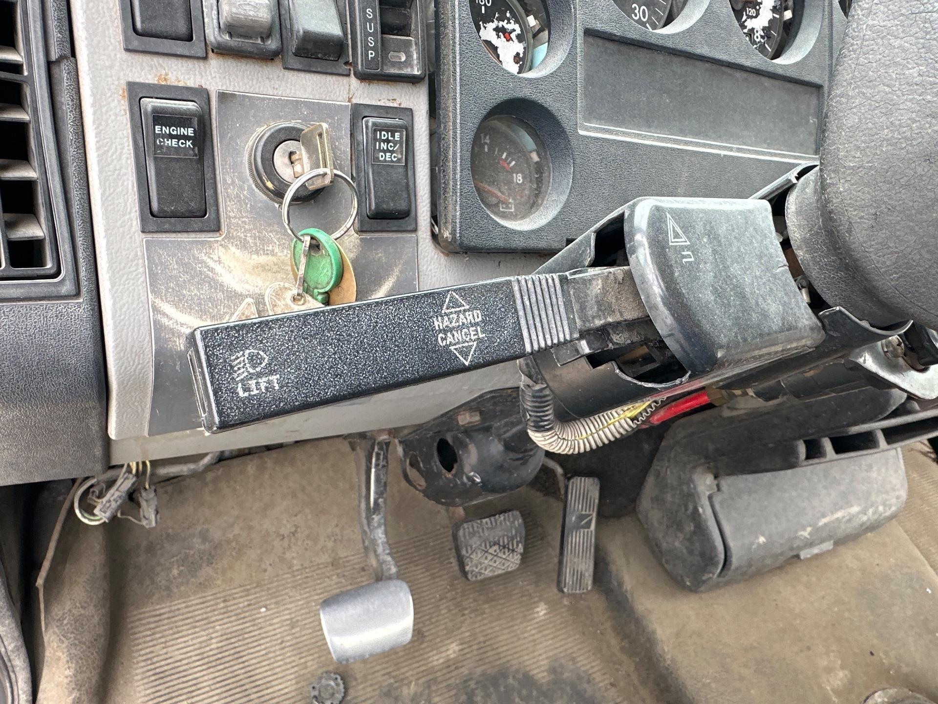 Freightliner FL112 Turn Signal/Column Switch for Sale