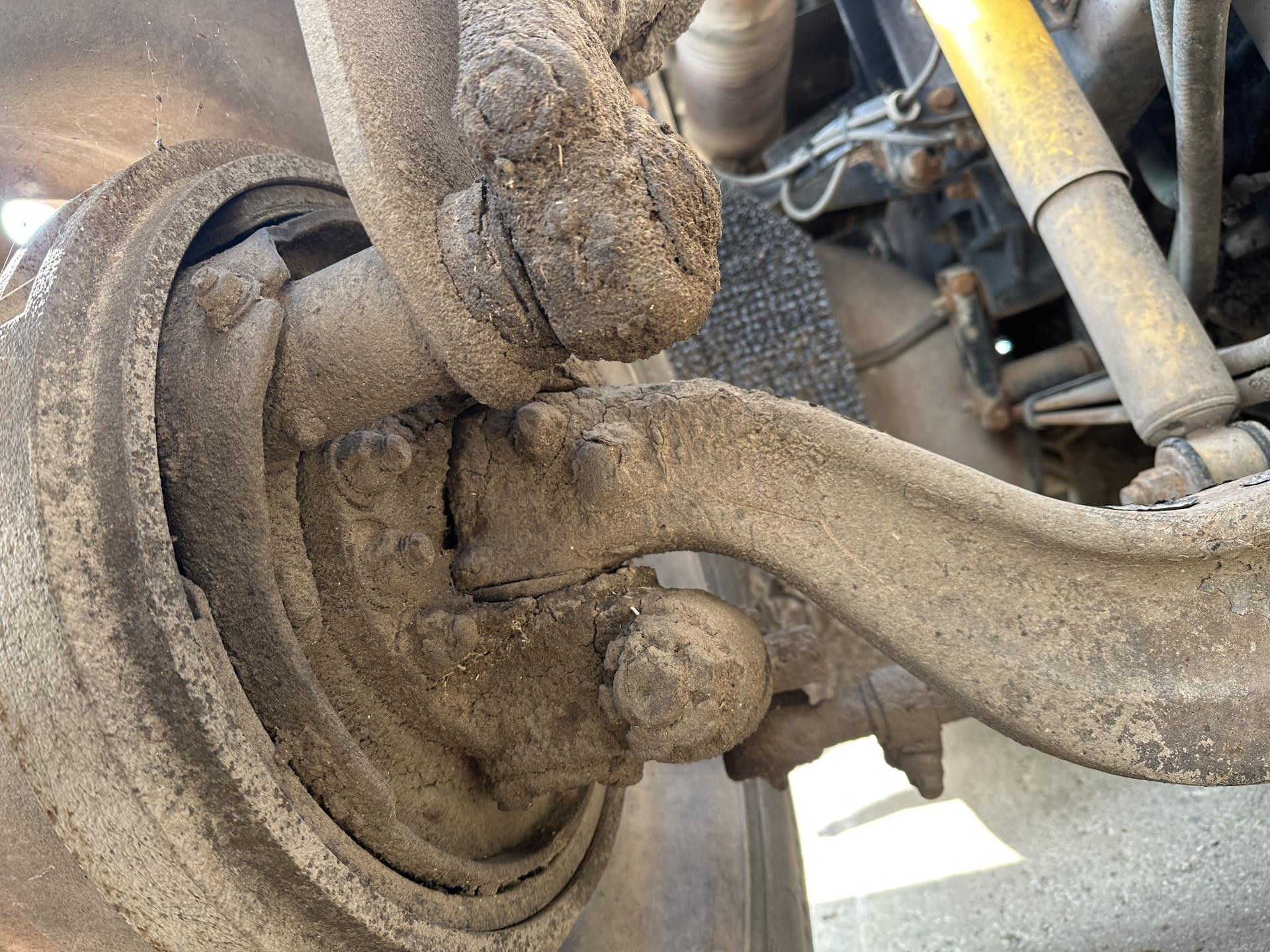 Eaton EFA12F4 Front Axle Assembly for Sale