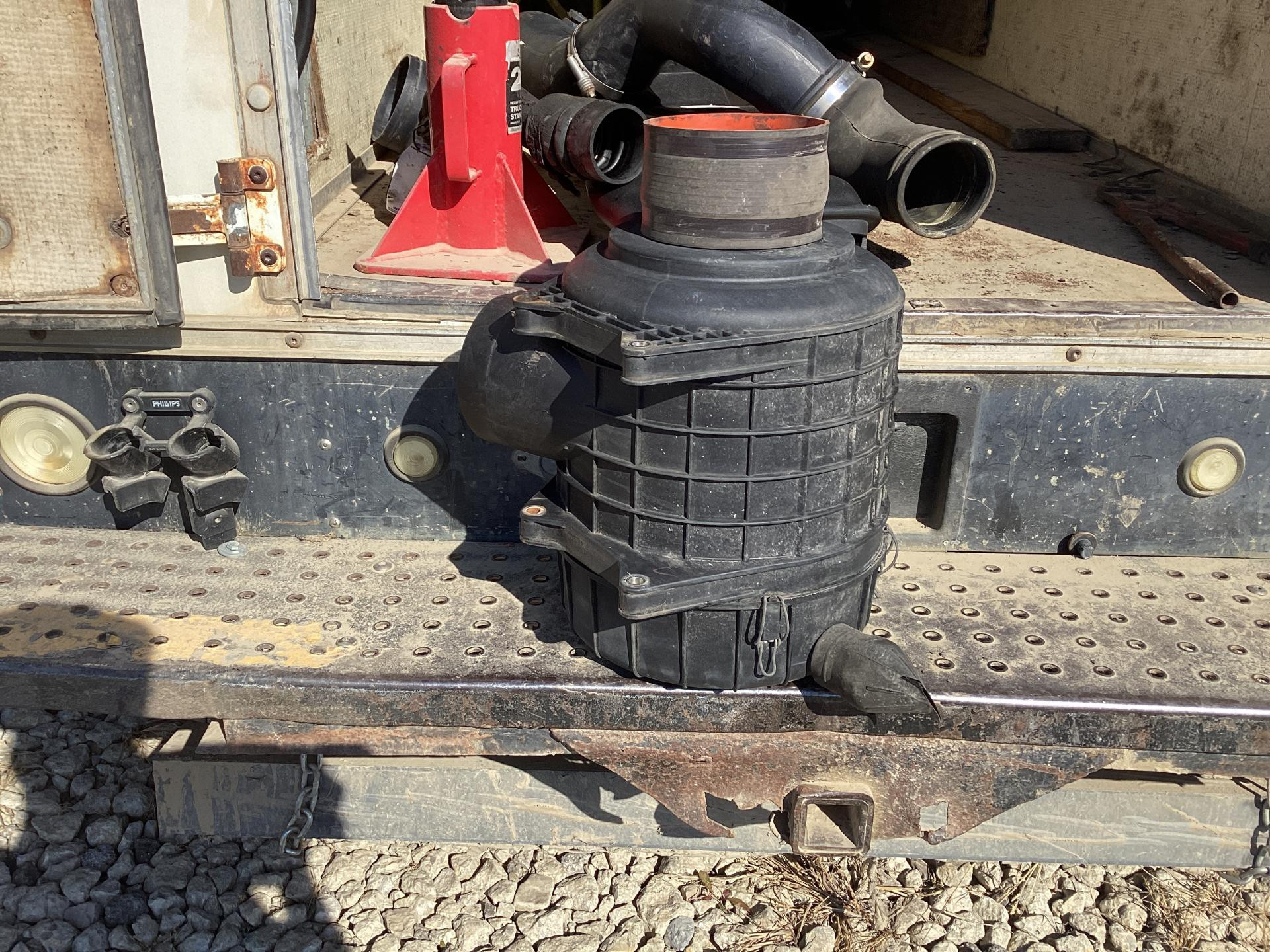 Peterbilt 220 COE Air Cleaner for Sale