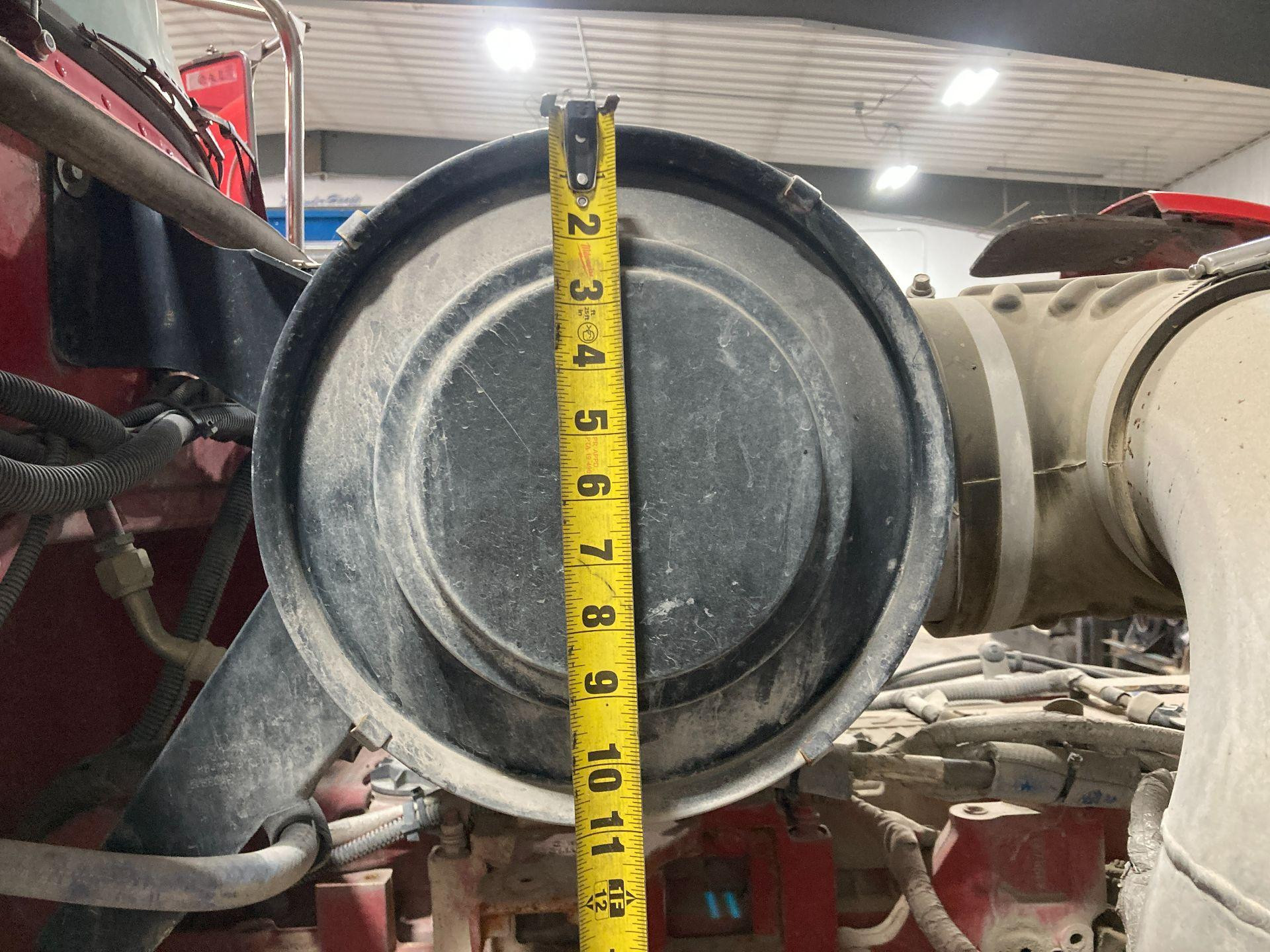 Peterbilt 365 Air Cleaner for Sale
