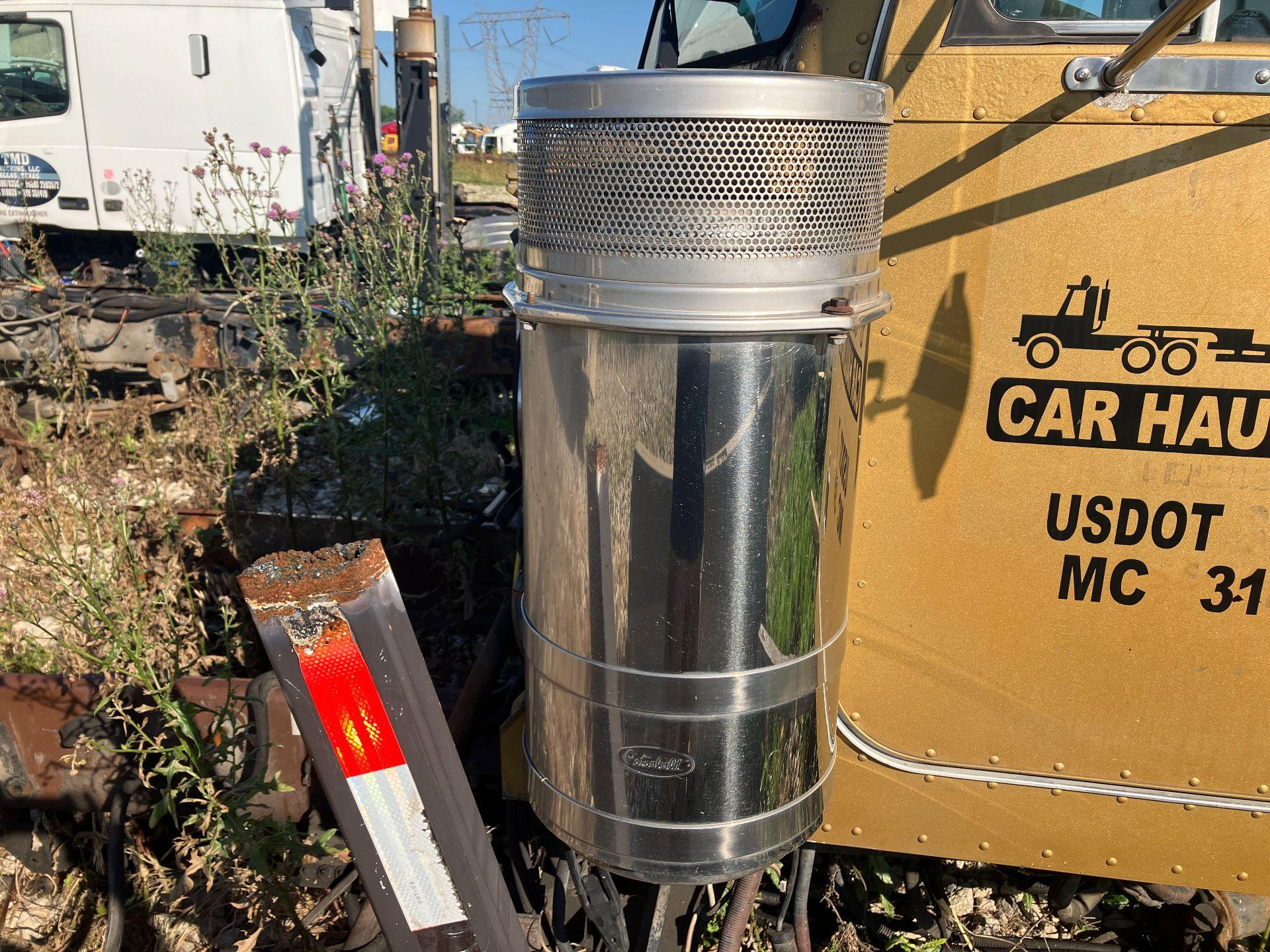 Peterbilt 379 Air Cleaner for Sale