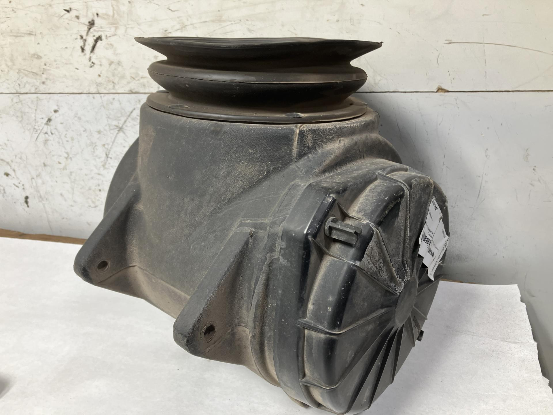 Peterbilt 382 Air Cleaner for Sale