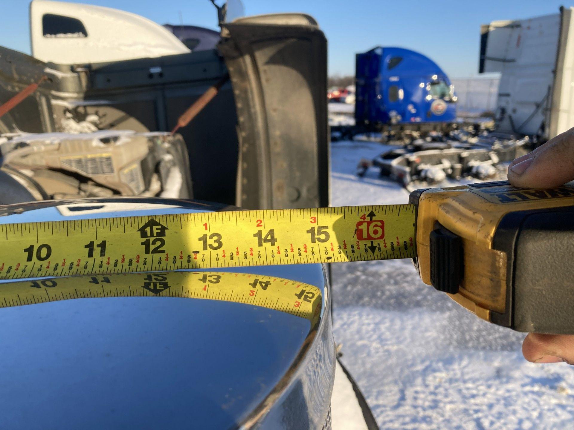 Peterbilt 389 Air Cleaner for Sale