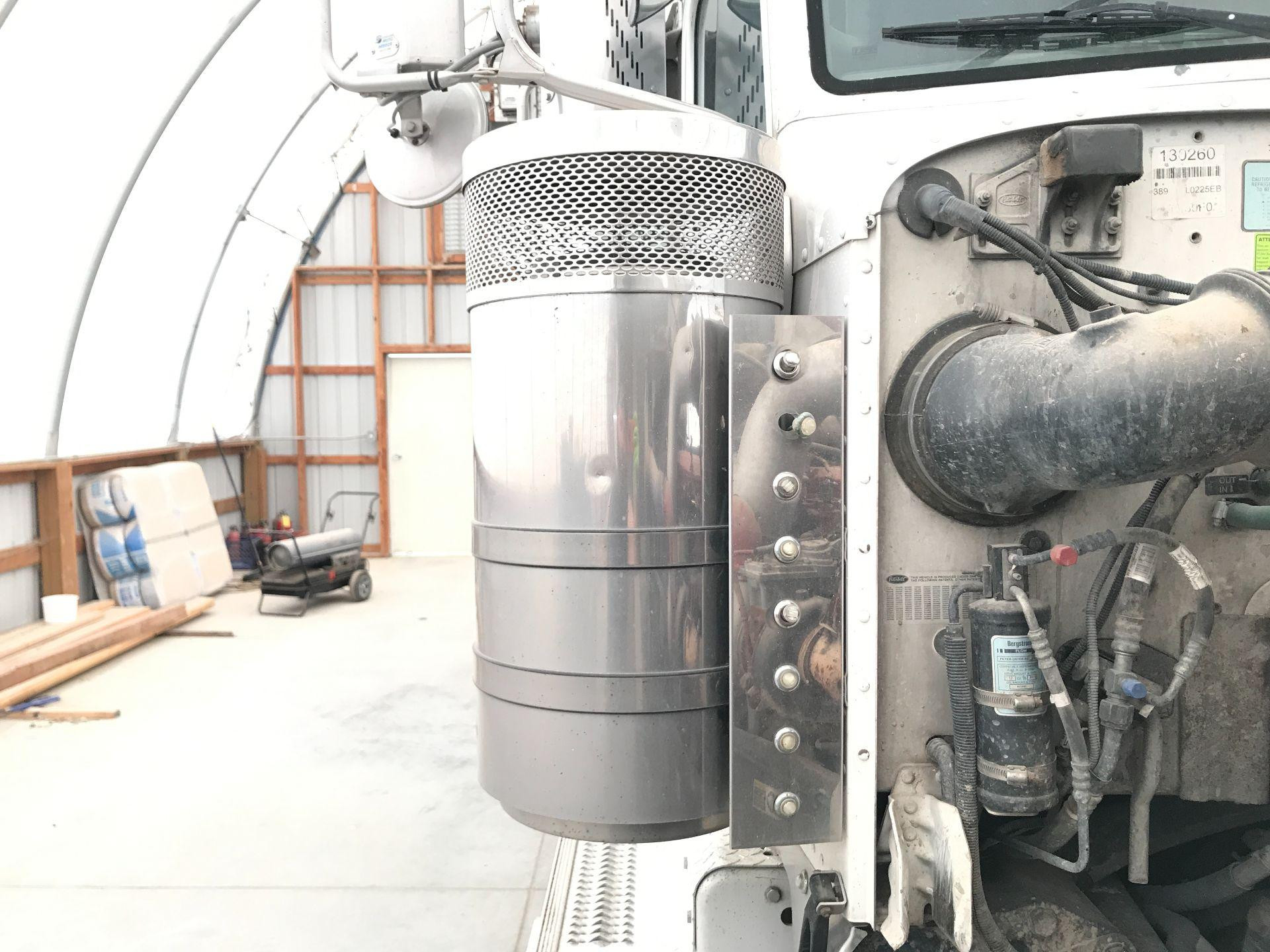 Peterbilt 389 Air Cleaner for Sale
