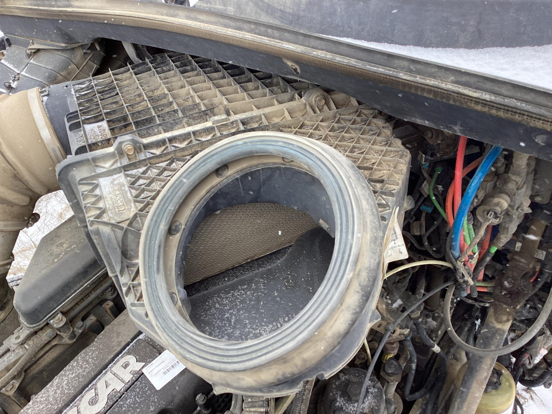 D37-1032-2100 REV B | Peterbilt 567 Air Cleaner for Sale