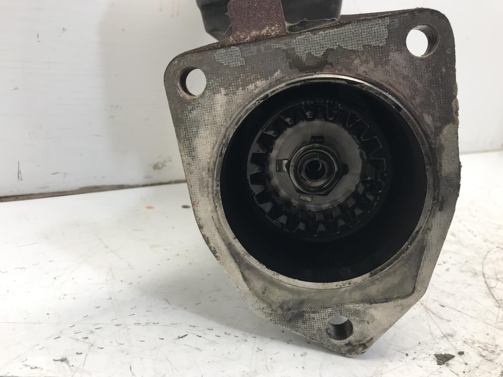 911153055R | Mack E7 Engine Air Compressor for Sale