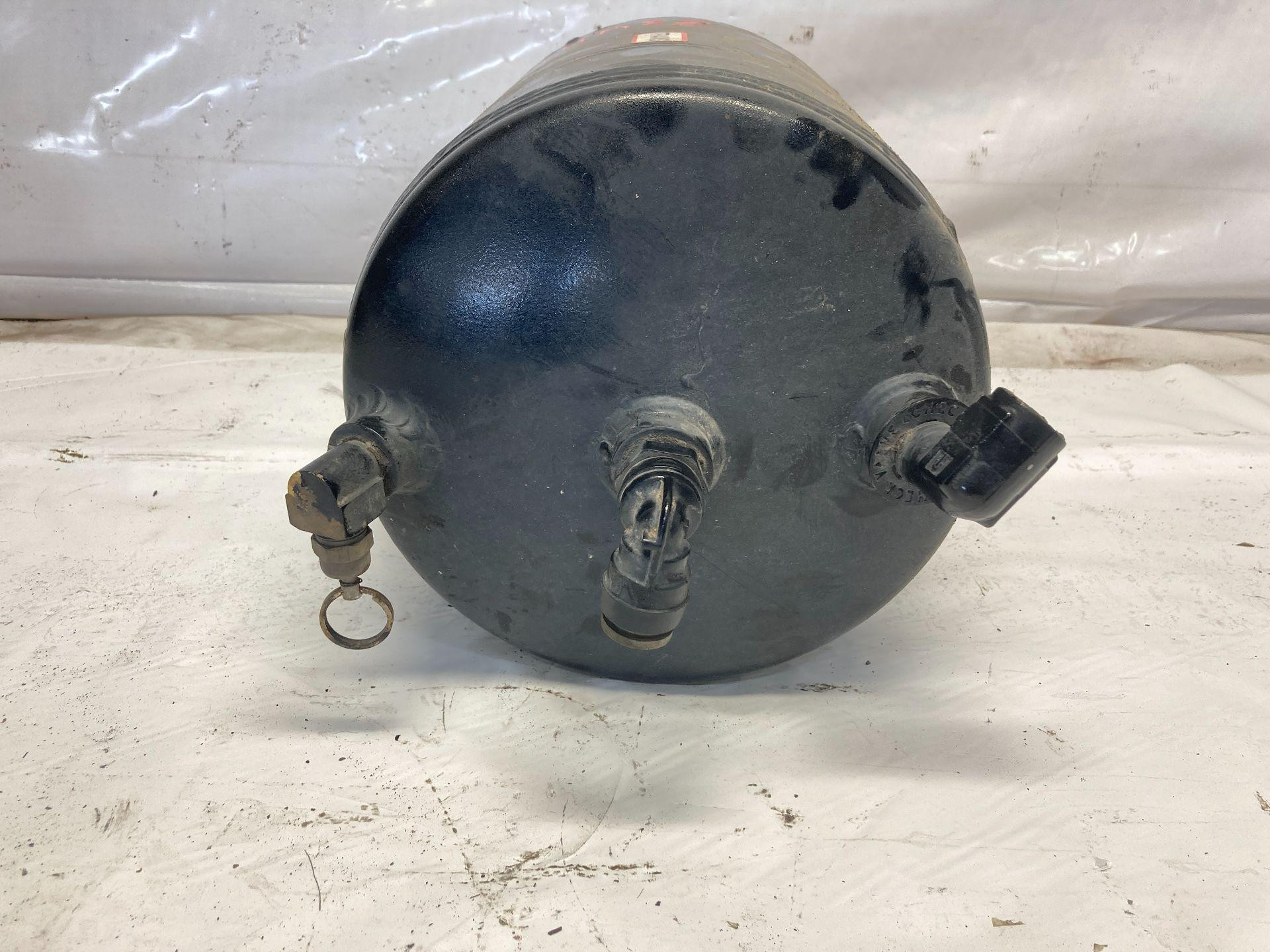 Freightliner CASCADIA Air Tank for Sale