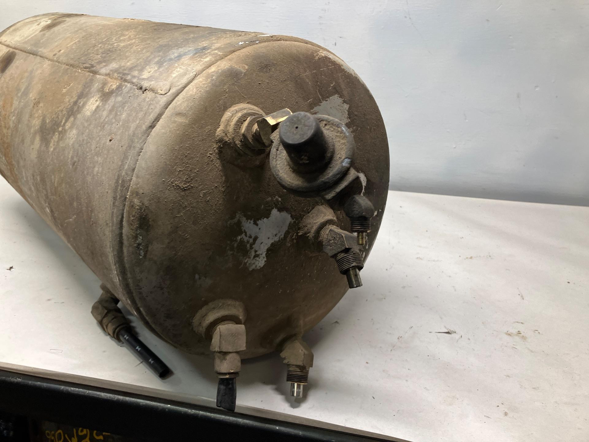 Mack CL600 Air Tank for Sale