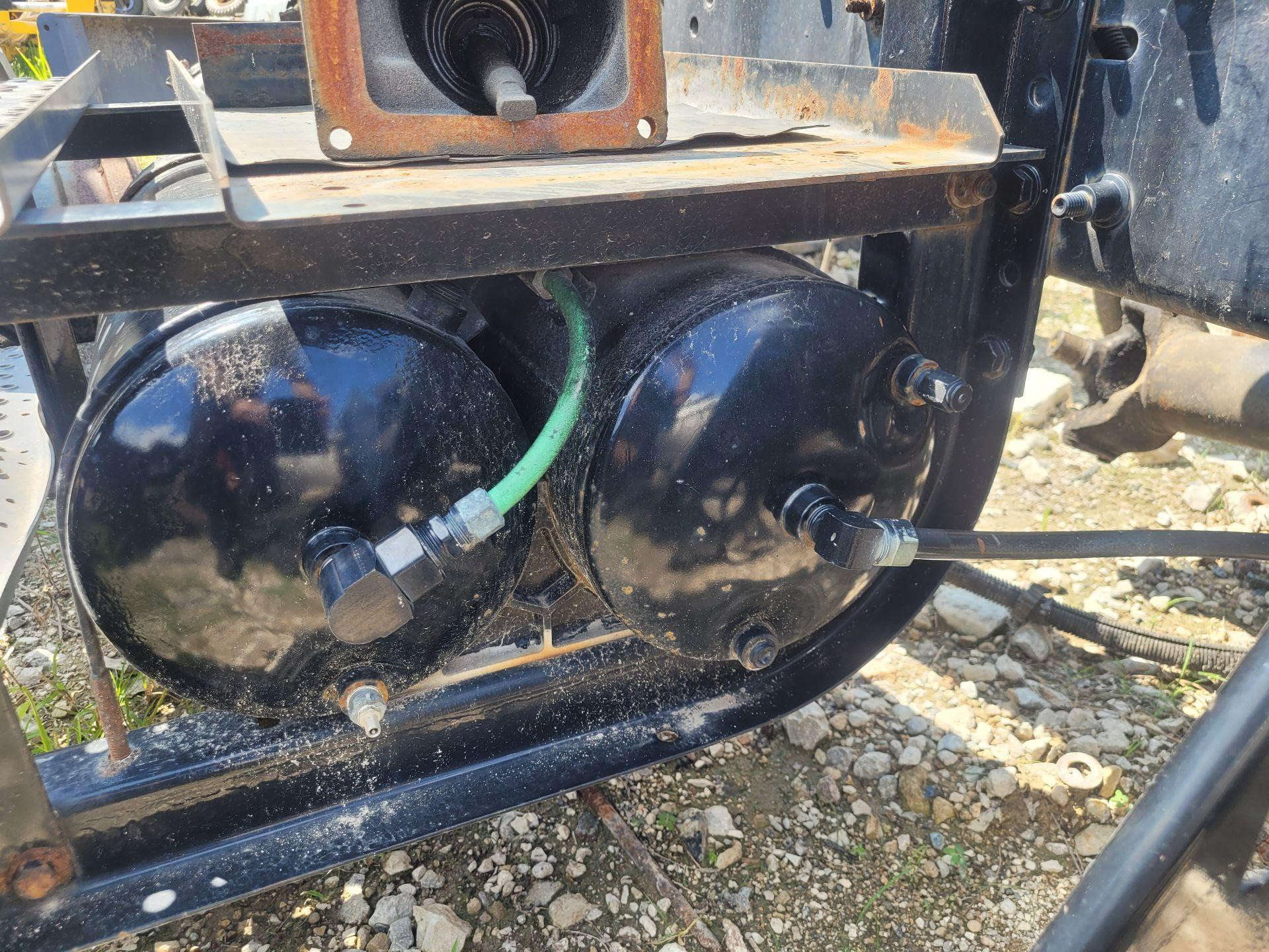 Freightliner FL106 Air Tank for Sale