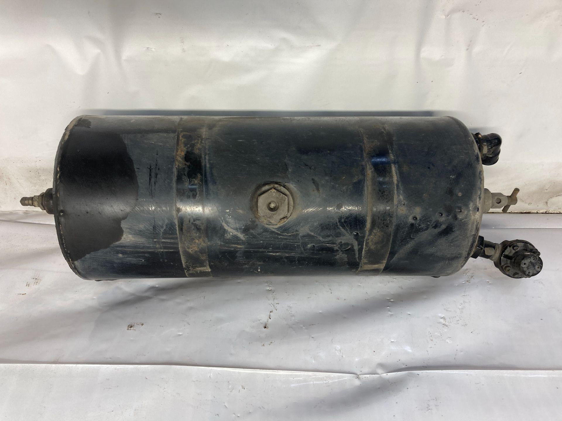 Volvo VNL Air Tank for Sale