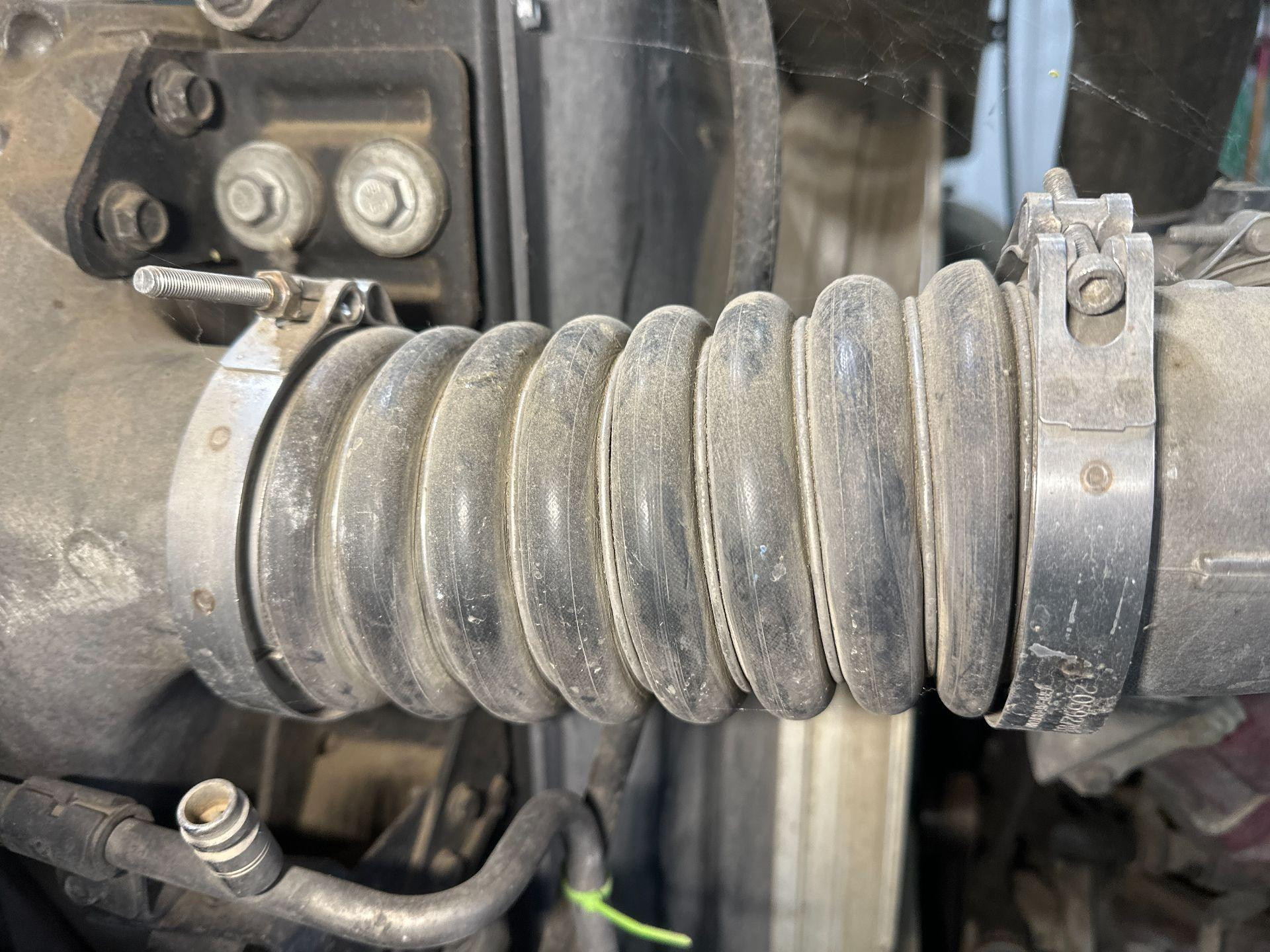 20816969 | Mack CHU Air Transfer Tube for Sale