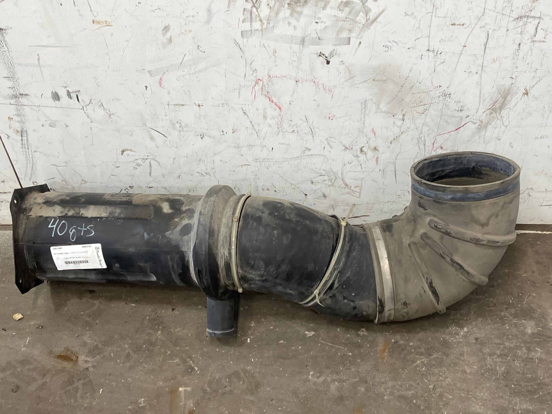 K336-424 | Kenworth T600 Air Transfer Tube for Sale