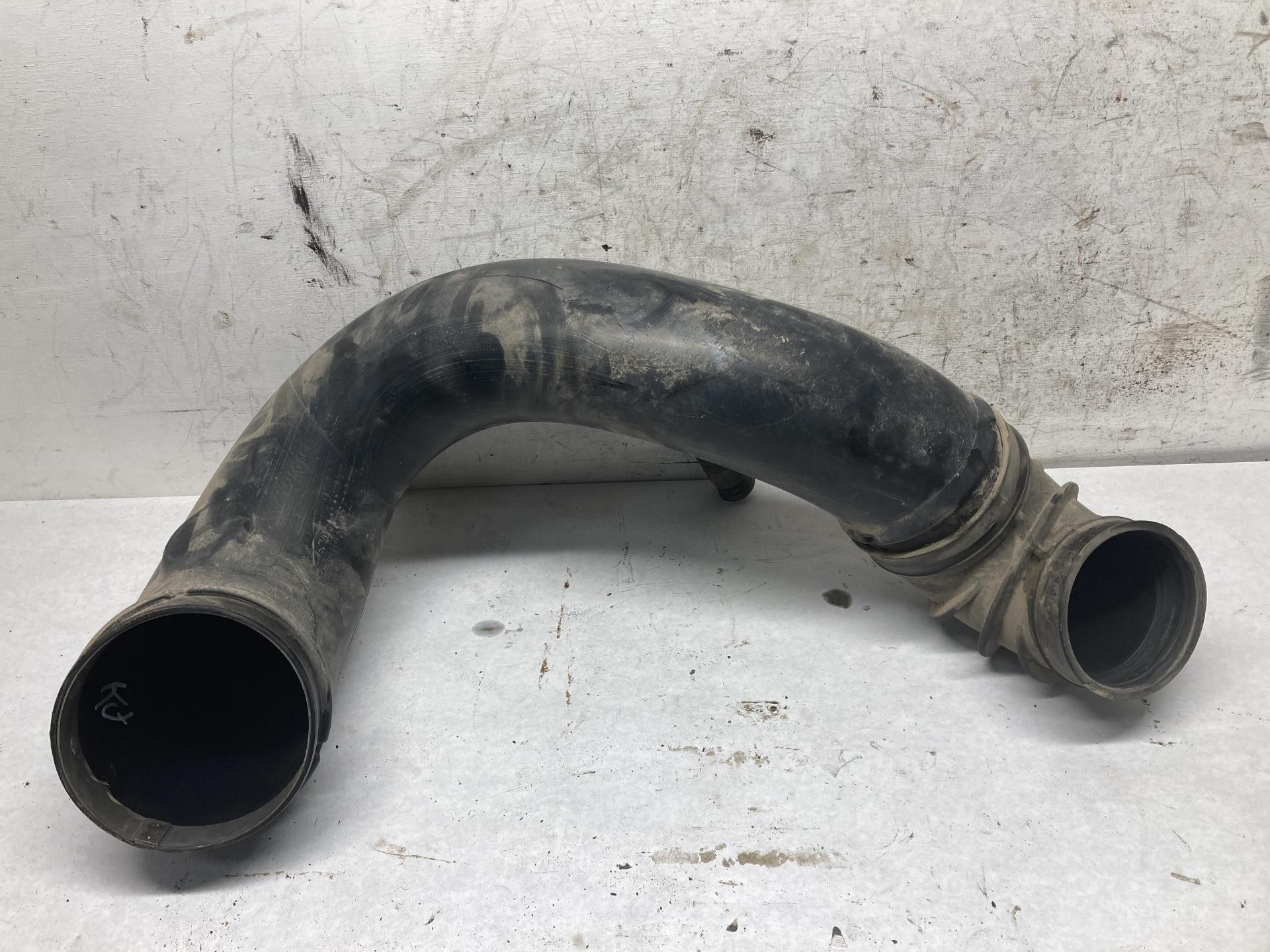 20448683 | Volvo VED12 Air Transfer Tube for Sale
