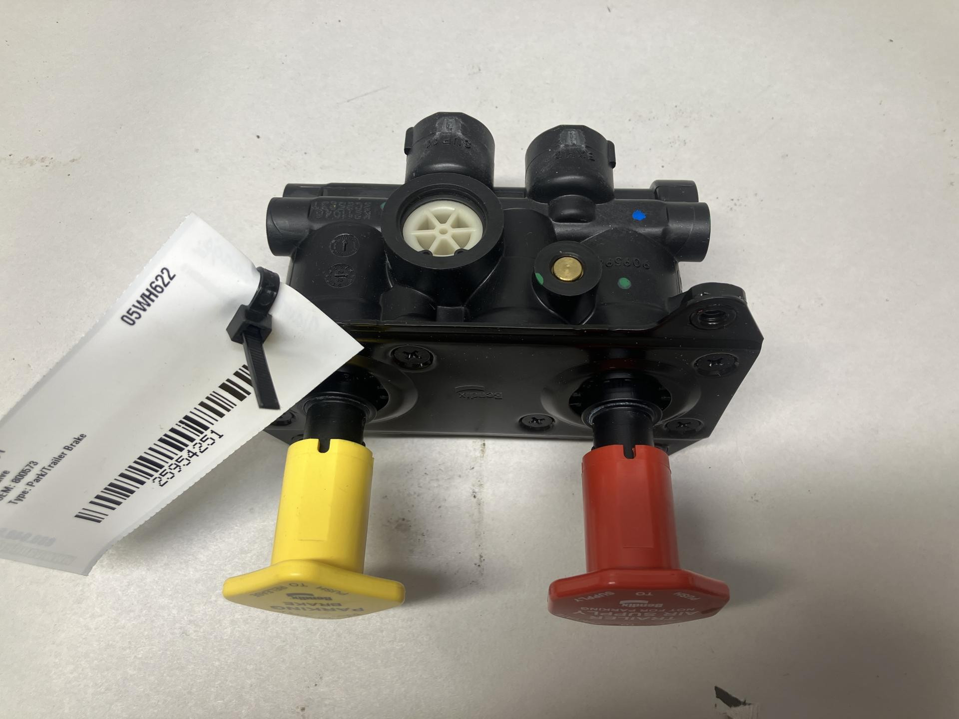 Bendix 800573 Air Valve for Sale