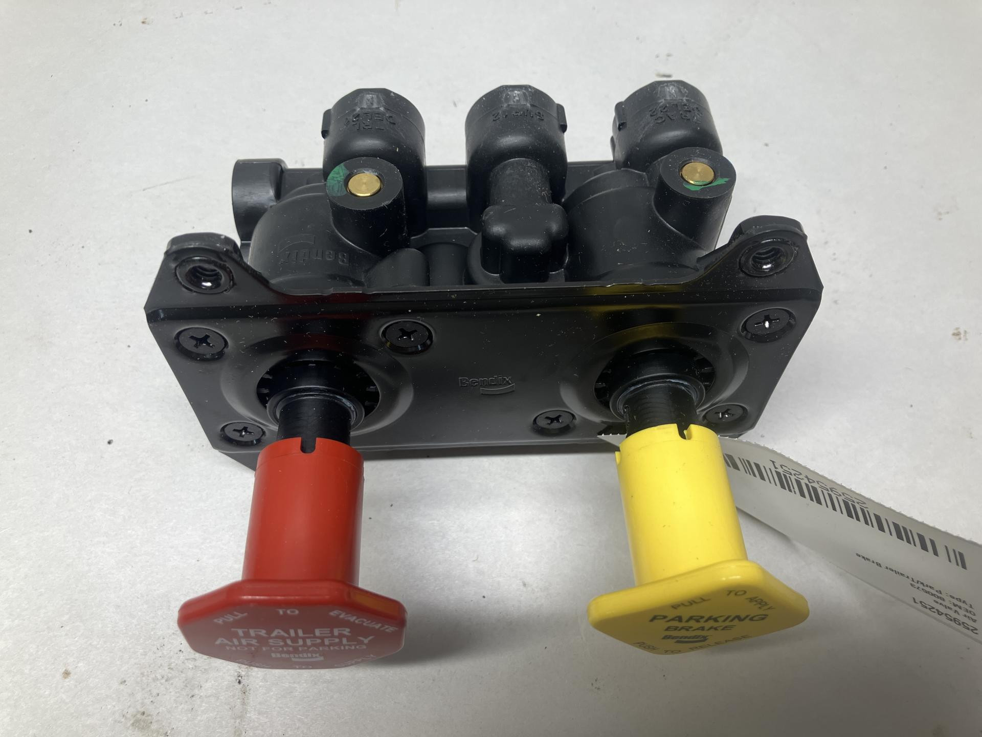 Bendix 800573 Air Valve for Sale