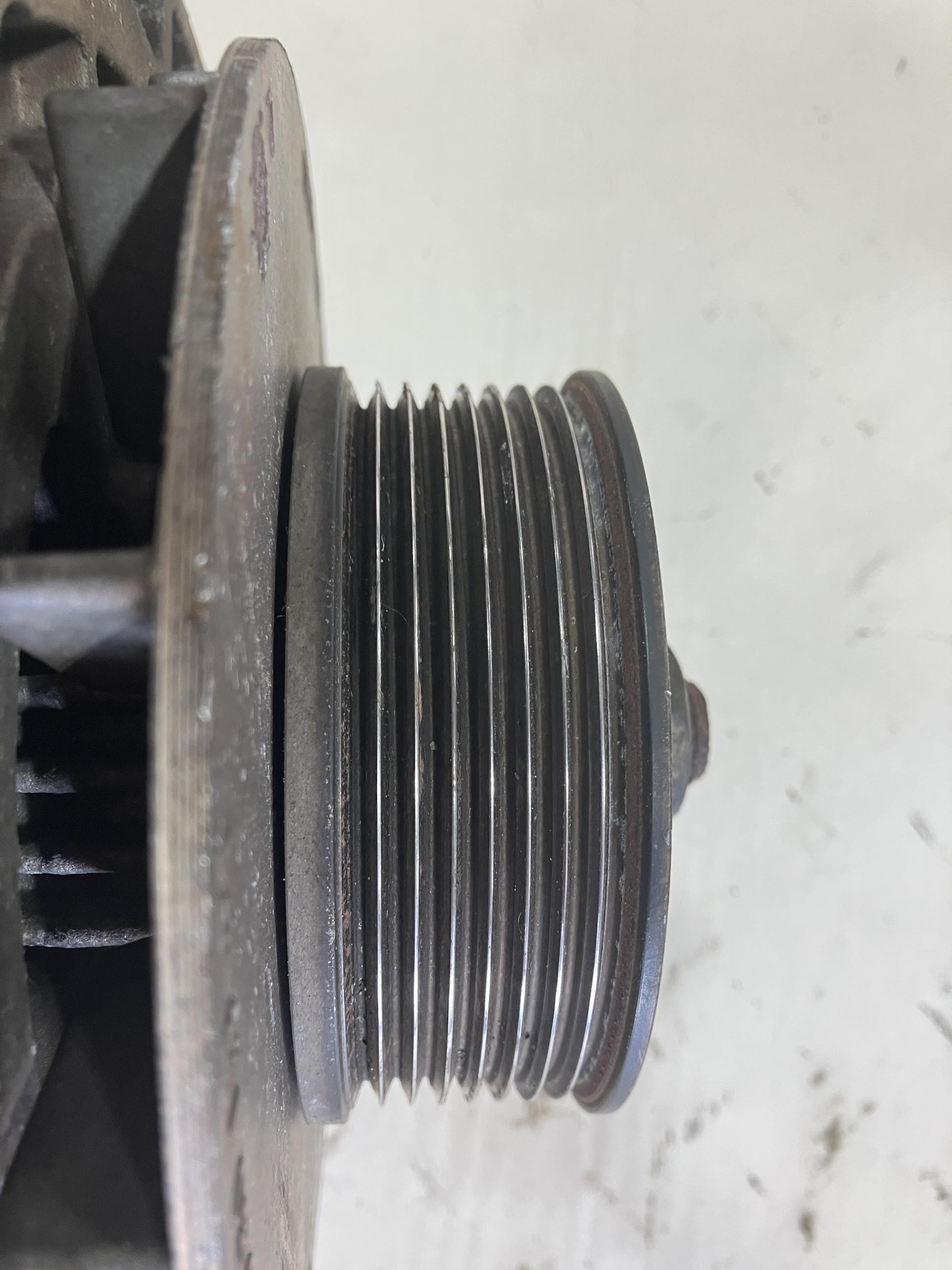 18M12 | Freightliner CASCADIA Alternator for Sale