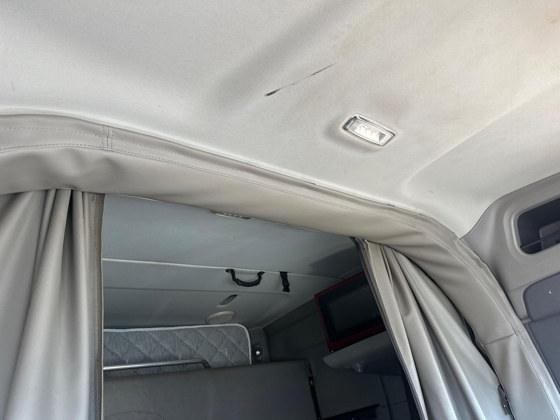 Peterbilt 579 Sleeper Boot for Sale