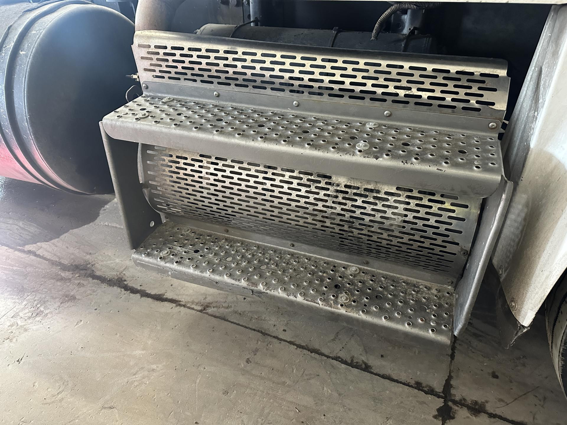 Cummins ISC Exhaust DPF Cover for Sale