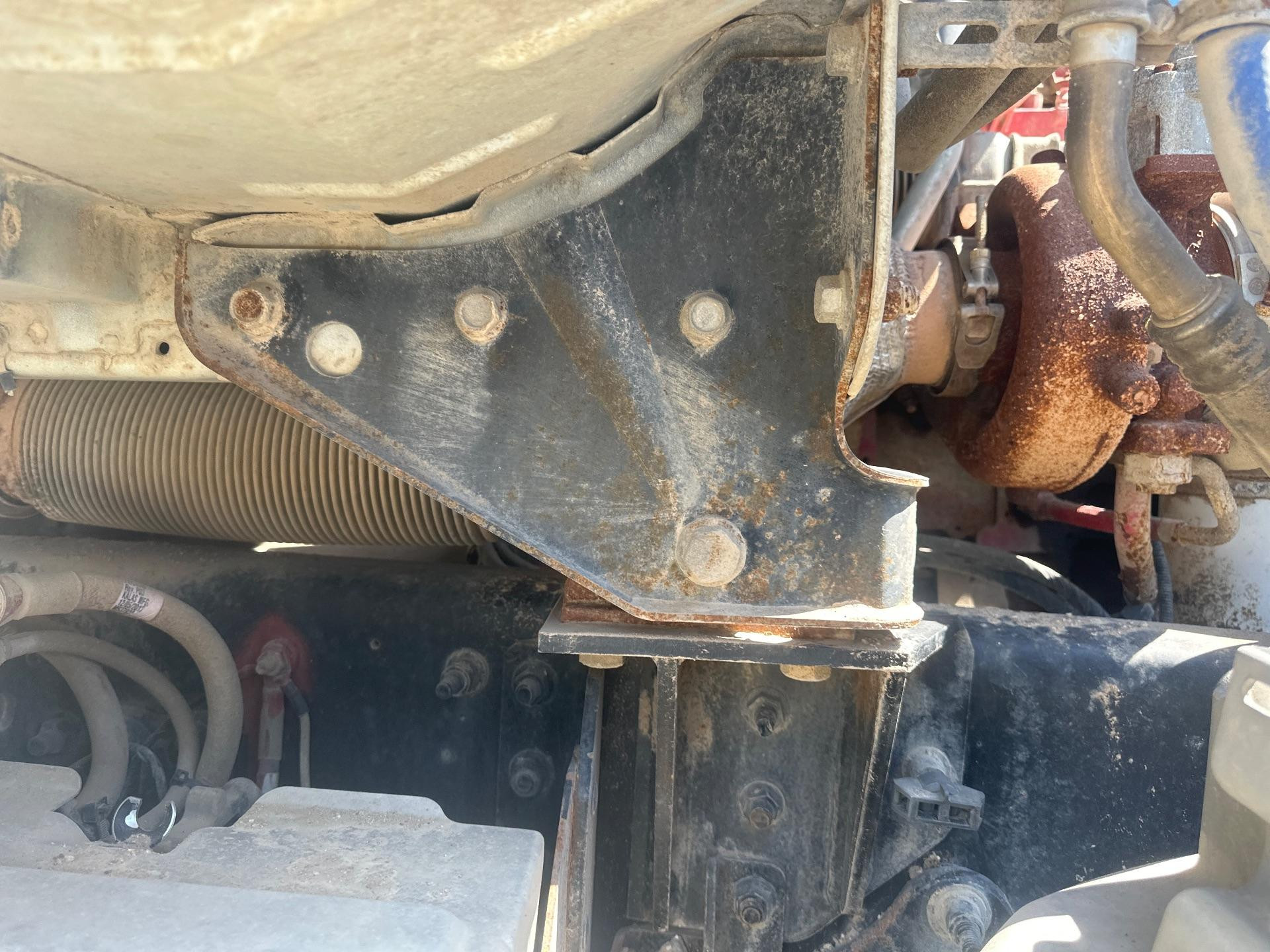 Mack GU400 Cab Suspension for Sale