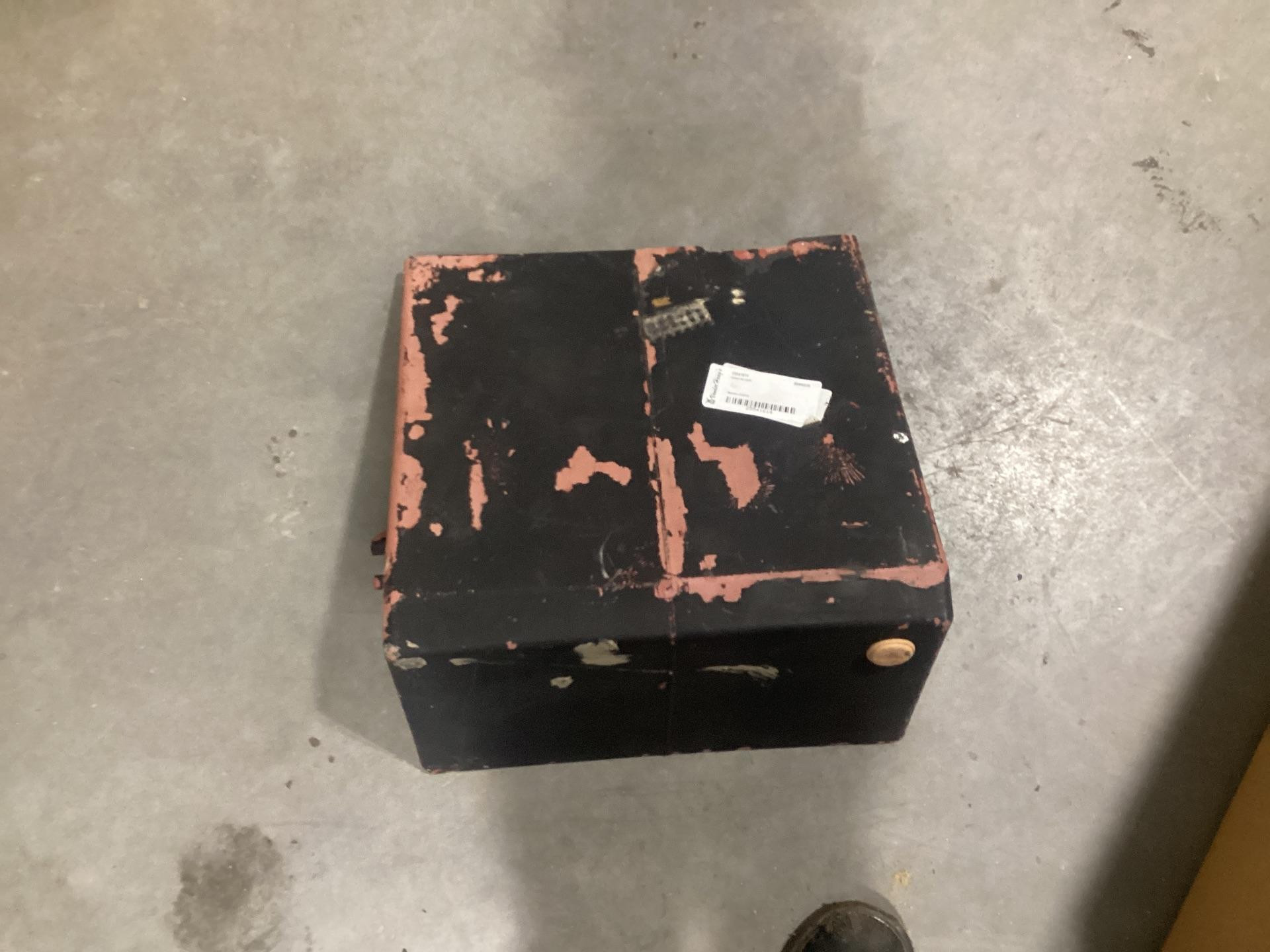 Mack MS MIDLINER Battery Box Cover for Sale