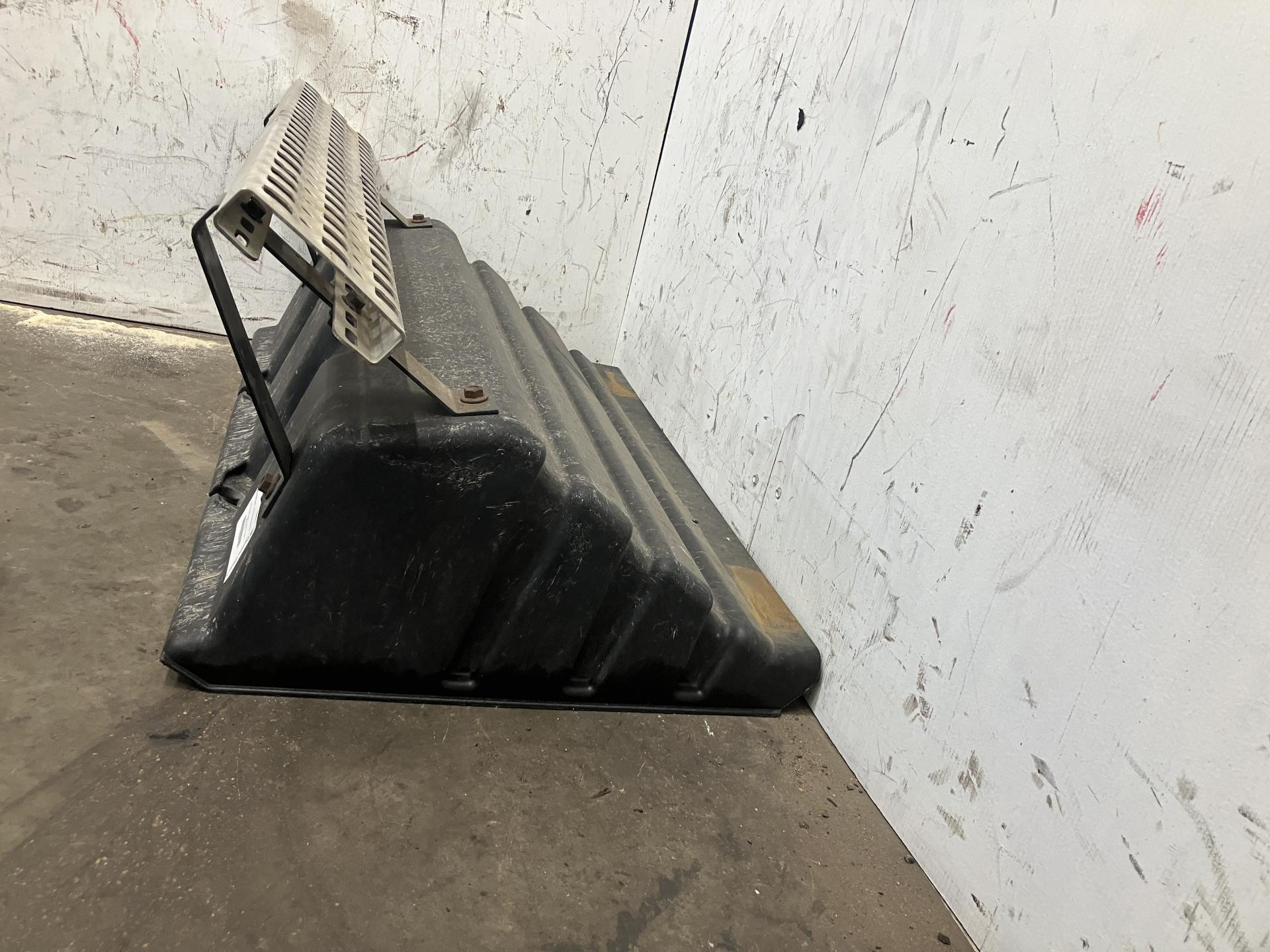 Volvo VNL Battery Box Cover for Sale
