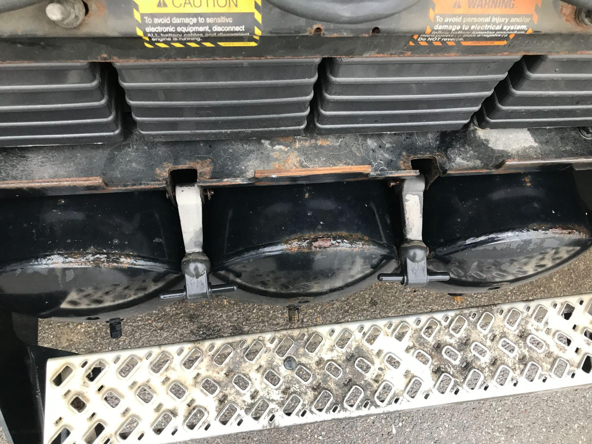 Mack CXU613 Battery Box Cover for Sale