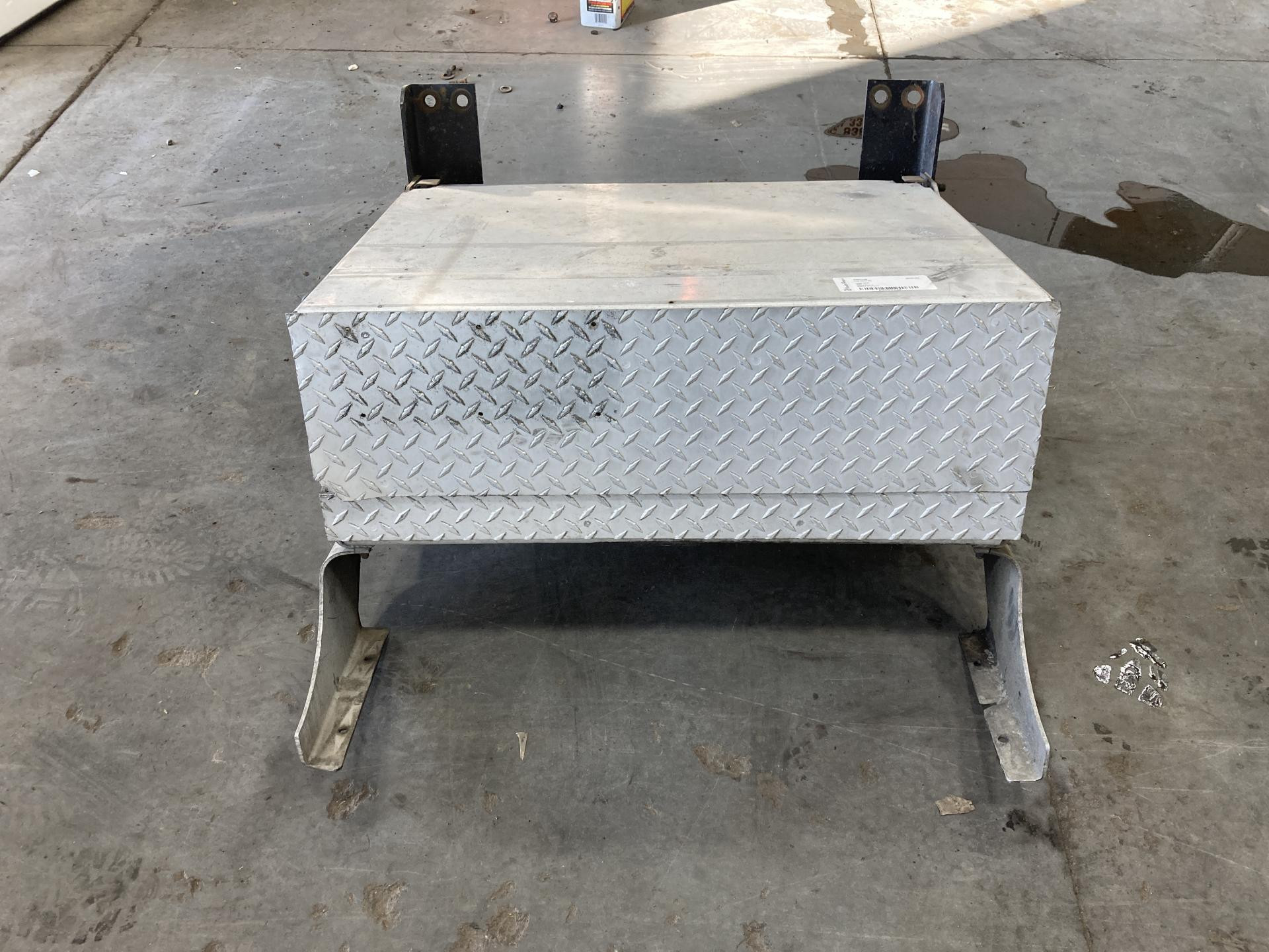 Freightliner FLD120 CLASSIC Battery Box for Sale