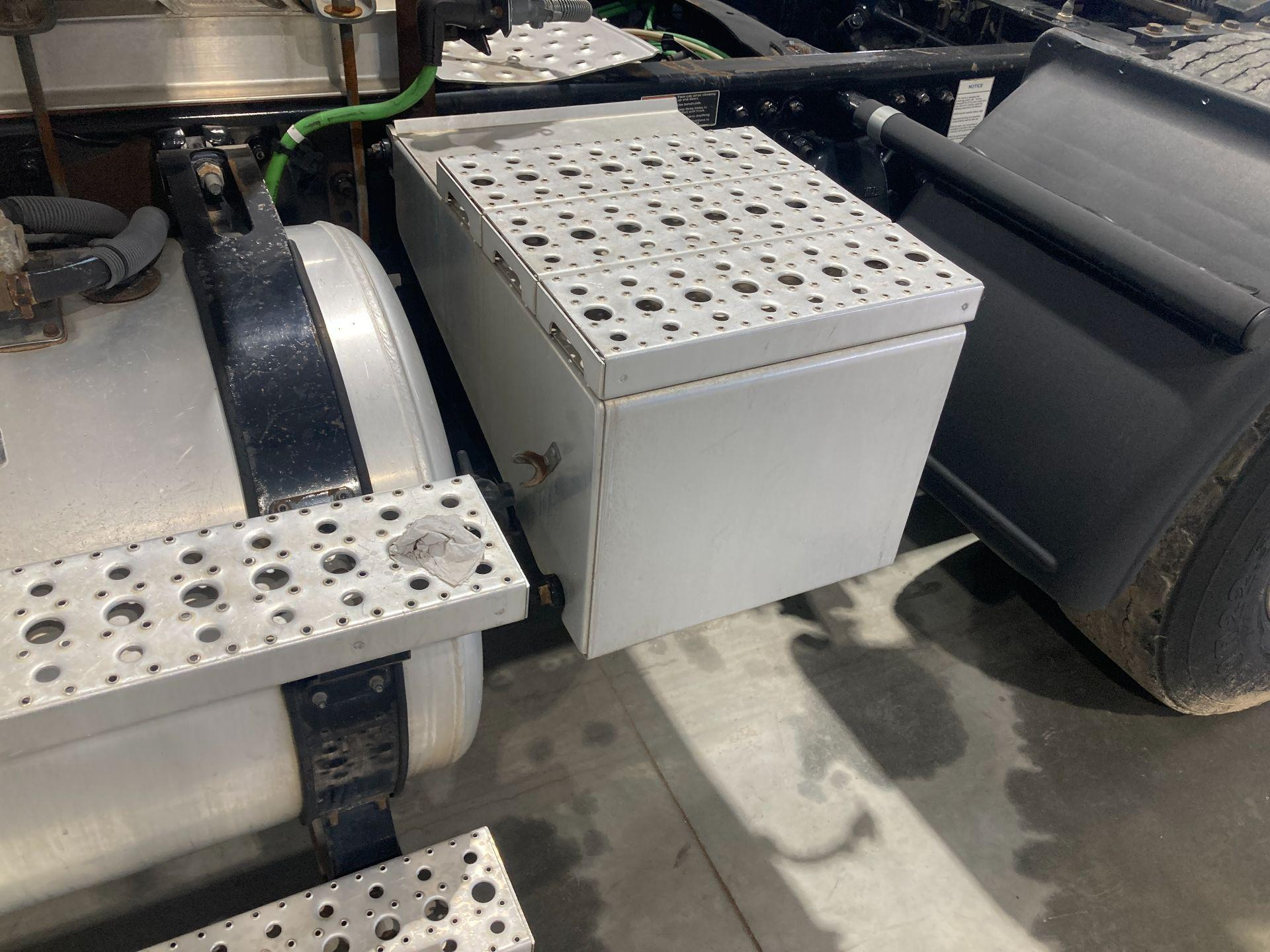 Freightliner M2 112 Battery Box for Sale