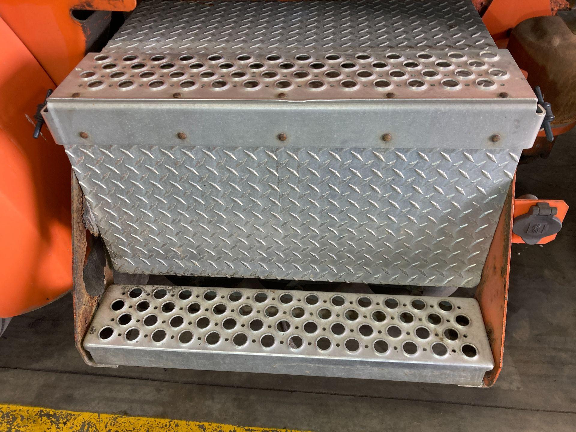 Kenworth T300 Battery Box for Sale