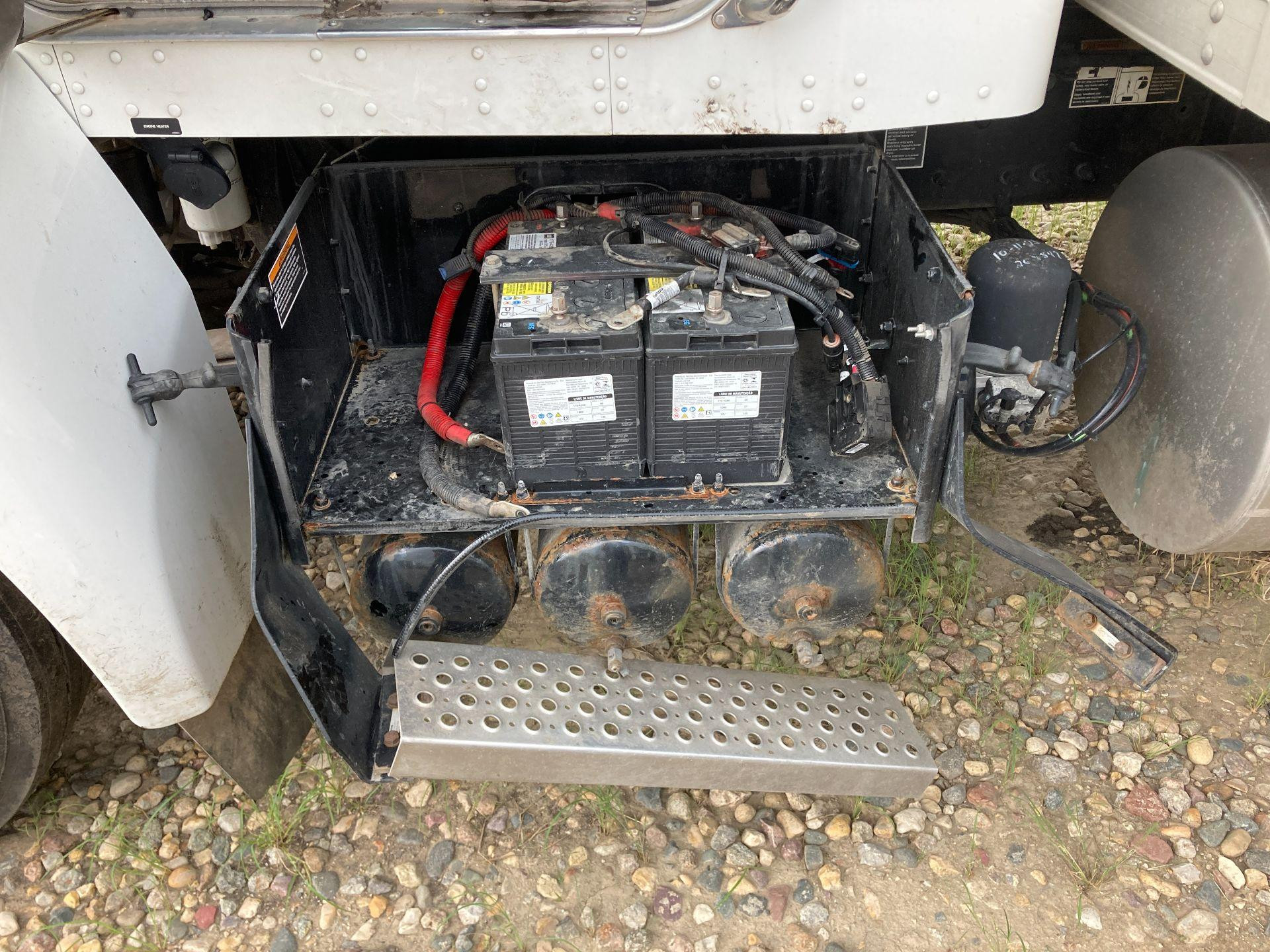 Kenworth T370 Battery Box for Sale