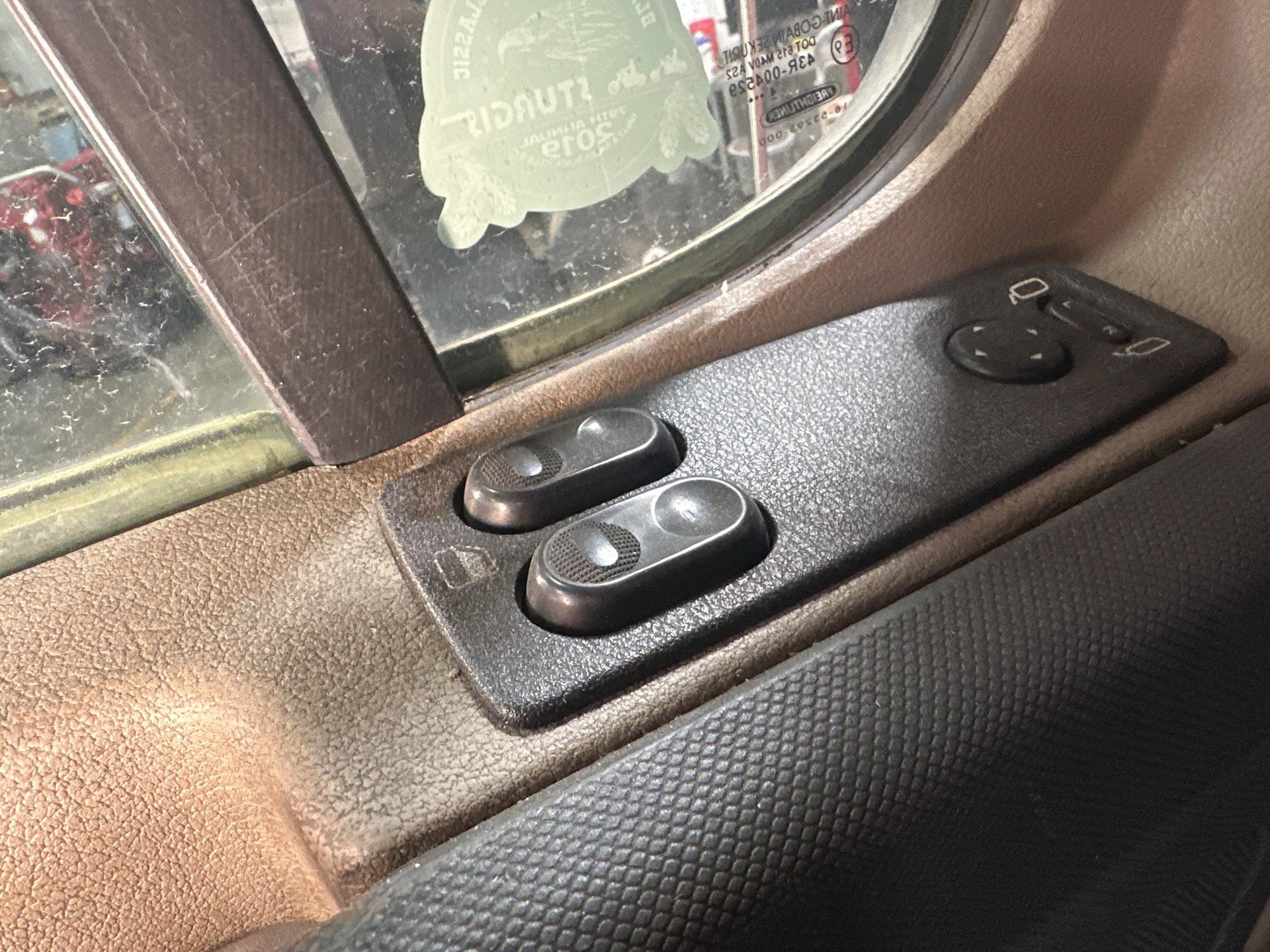 A0045459207 | Freightliner CASCADIA Door Electrical Switch for Sale
