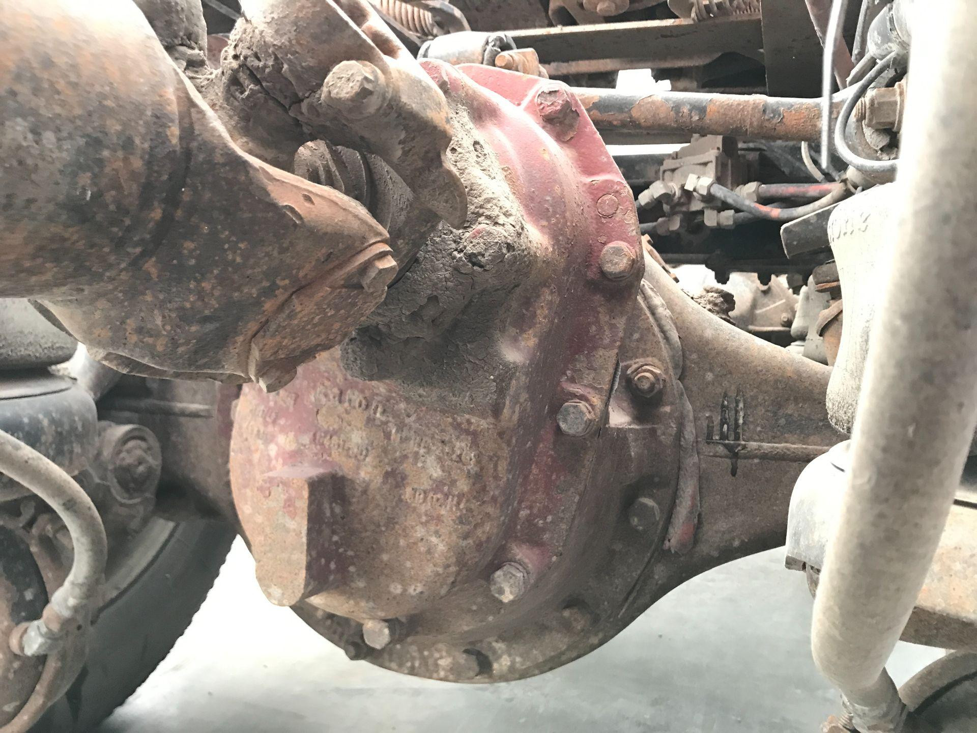 0352843 | Eaton DS402 Front Carrier | Differential Assembly for Sale