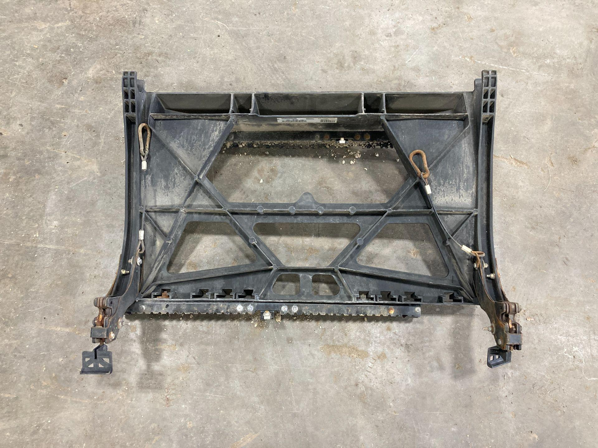 N82-6105-200 | Peterbilt 579 Bracket, Skirt for Sale