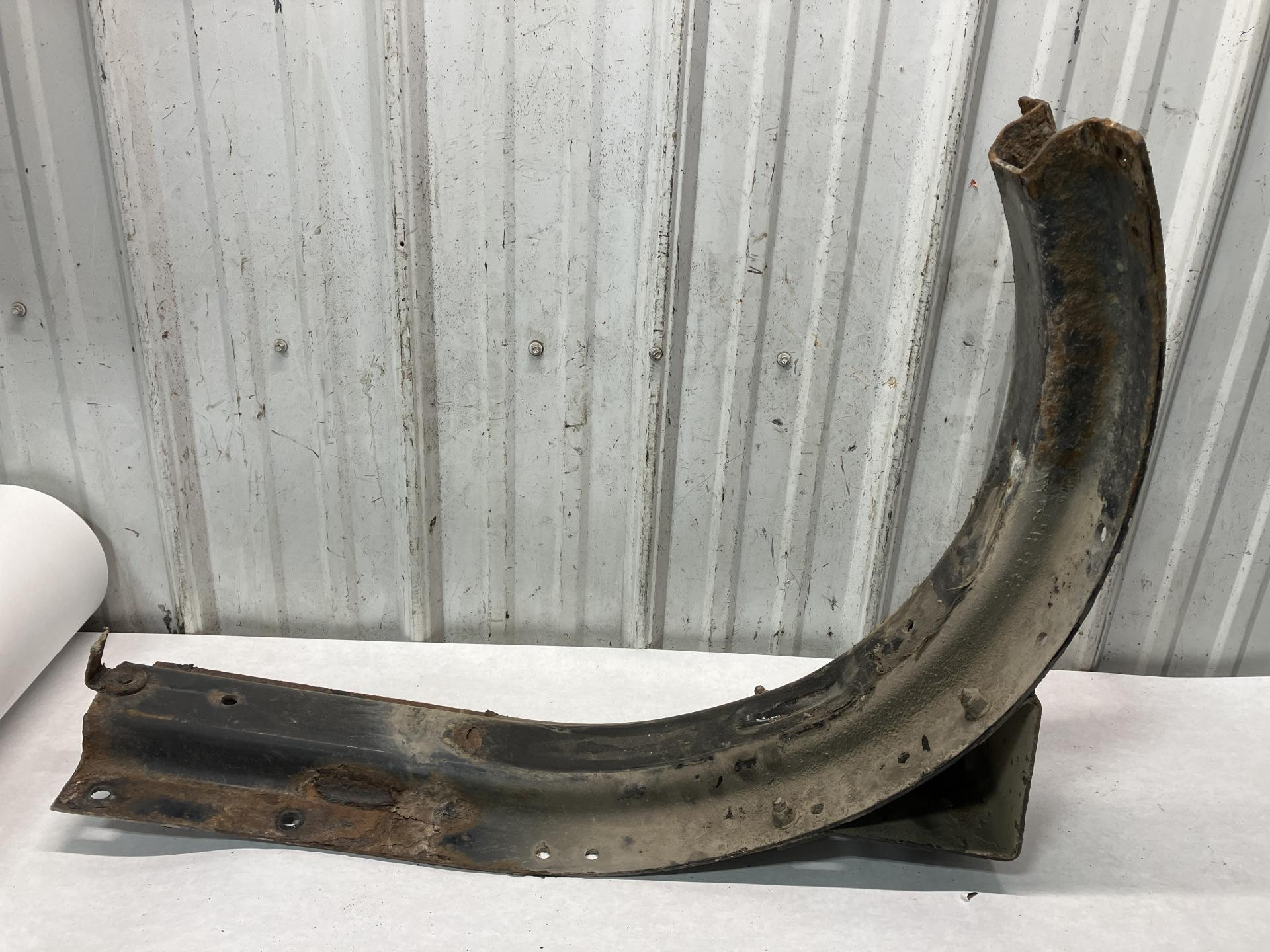Kenworth T600 Bracket, Fuel Tank for Sale