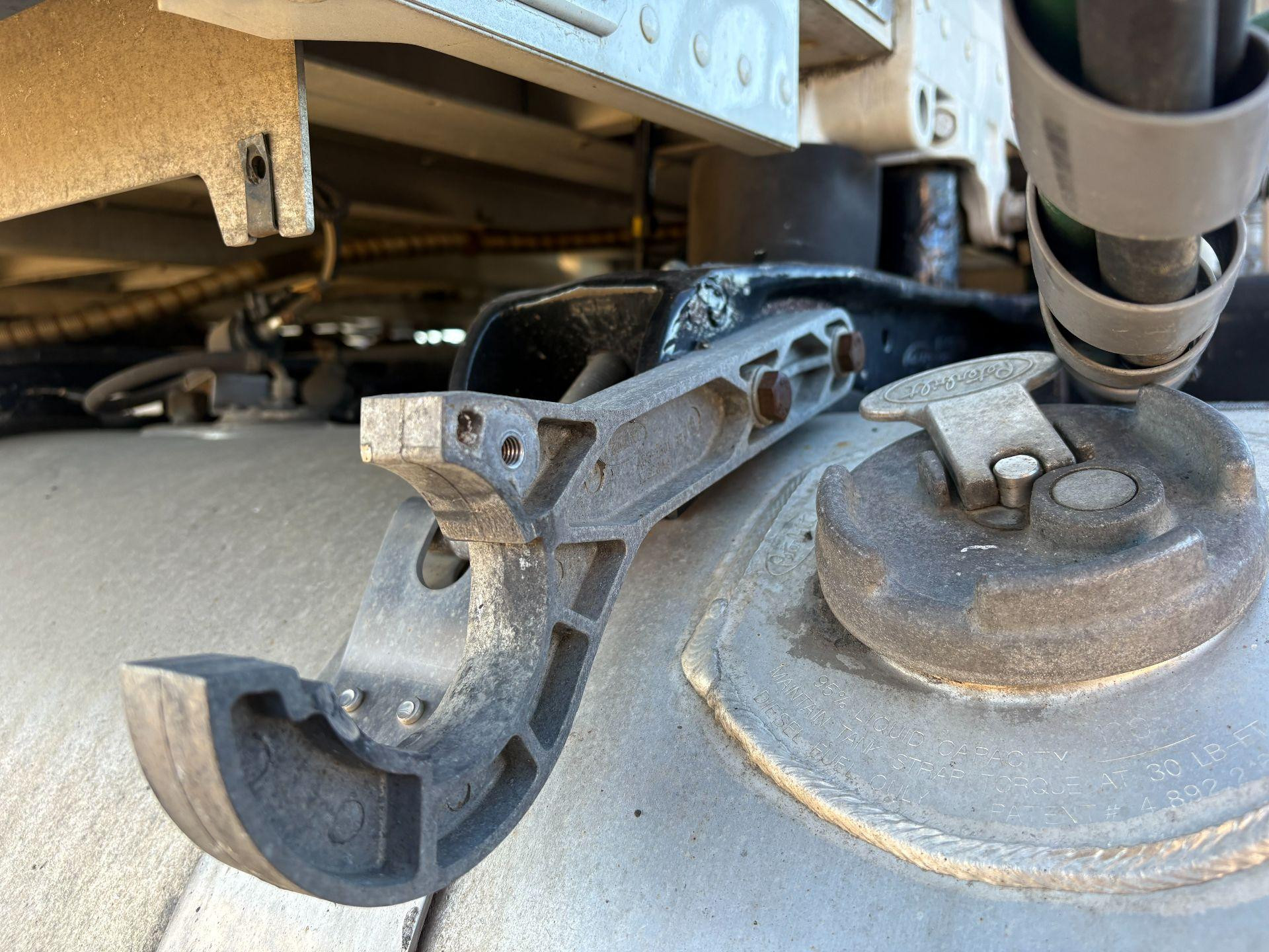 A85-1801 | Peterbilt 579 Bracket, Skirt for Sale