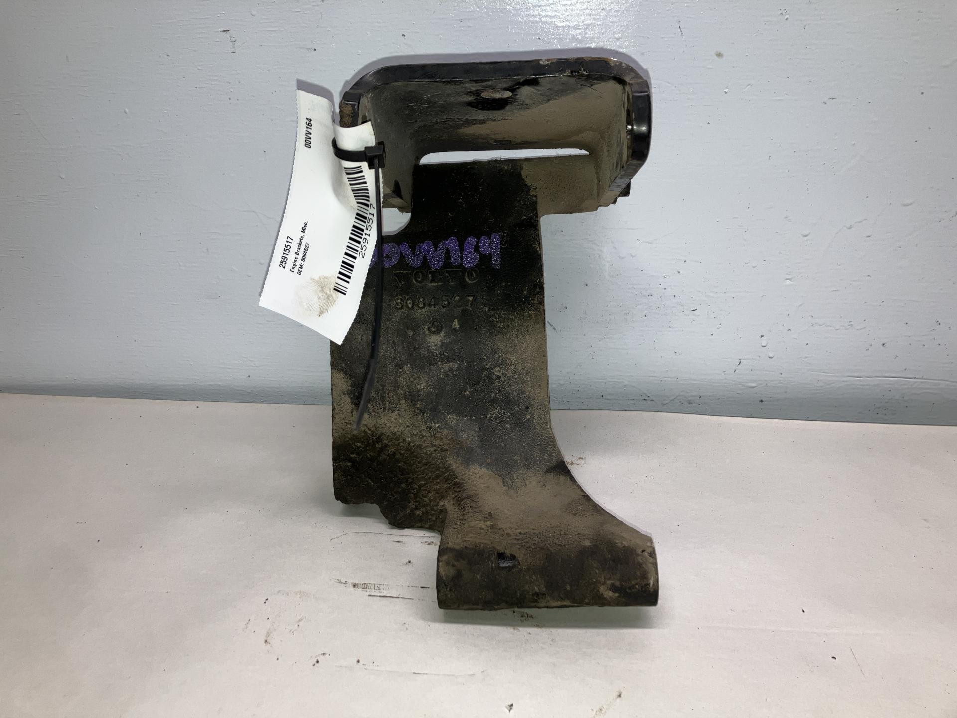 Detroit 60 SER 12.7 Engine Bracket for Sale