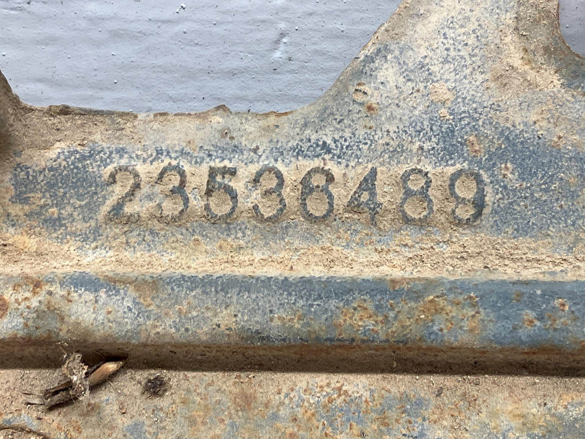 23536489 | Detroit 60 SER 14.0 Engine Bracket for Sale
