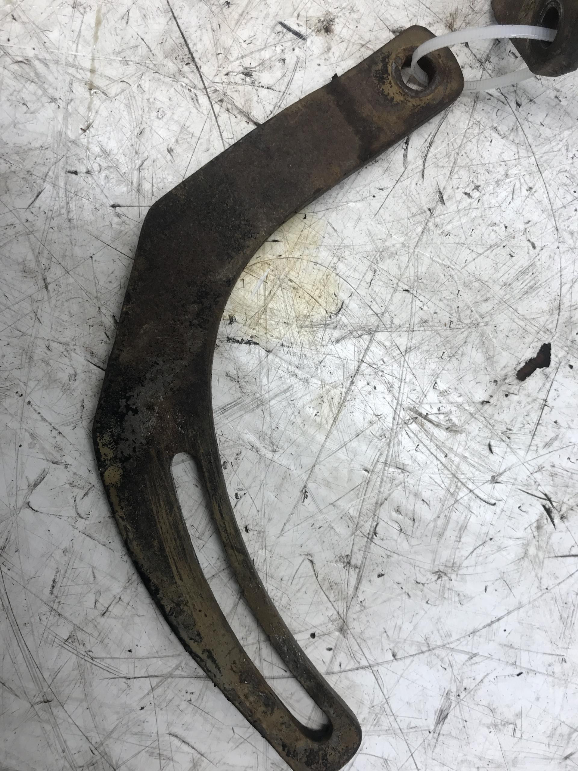 International DV550 DIESEL Engine Bracket for Sale