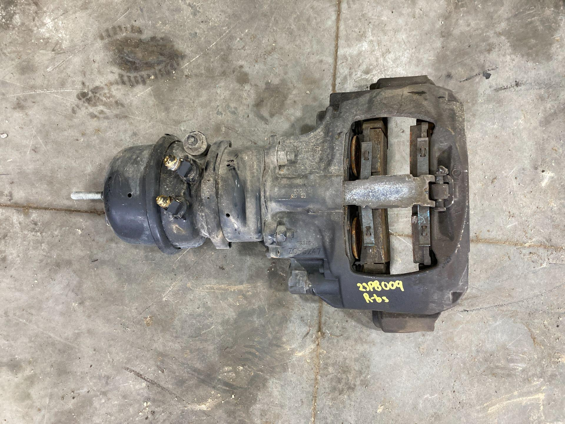 Z035248 | Peterbilt 579 Caliper for Sale