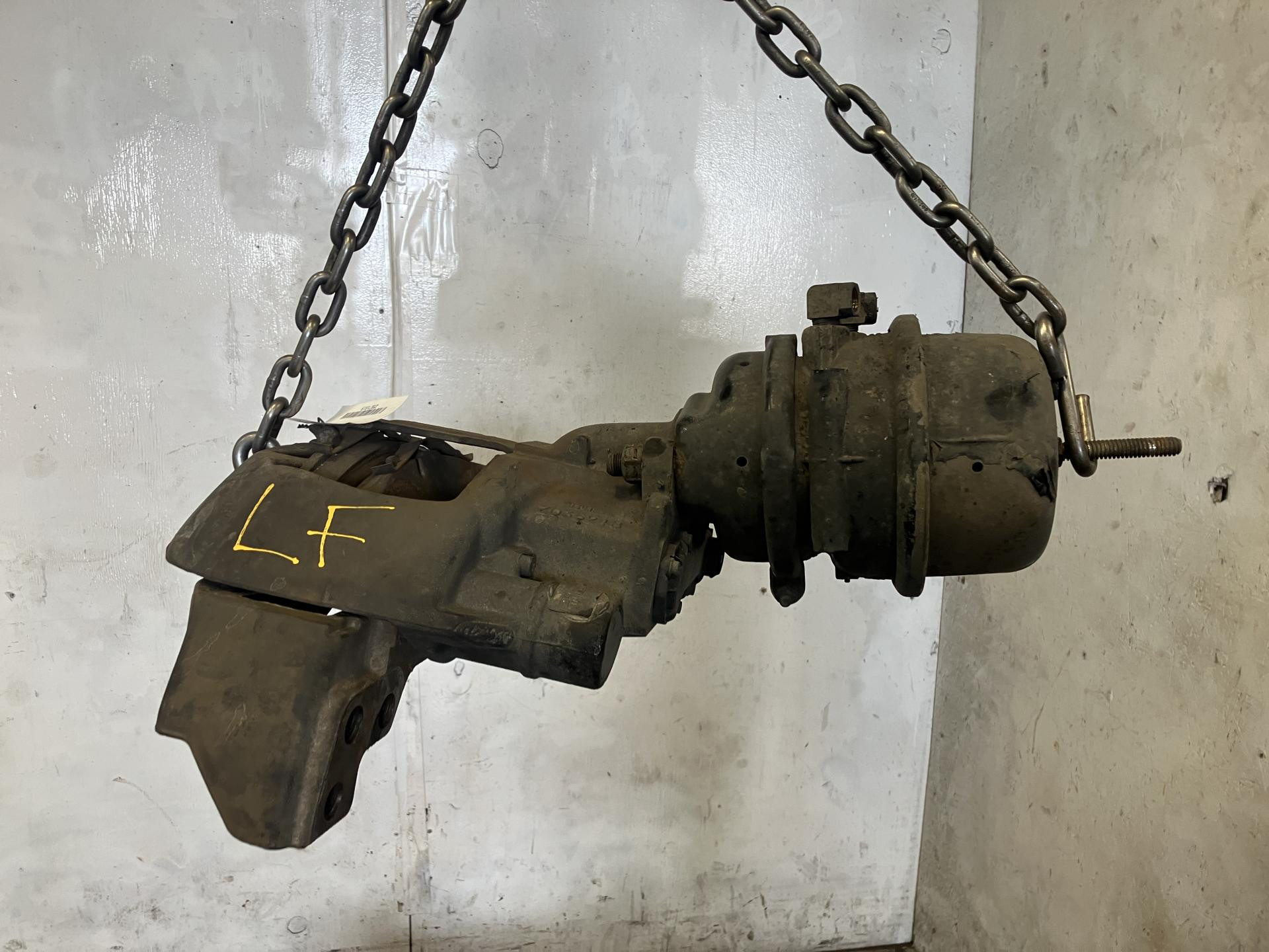International LT Caliper for Sale