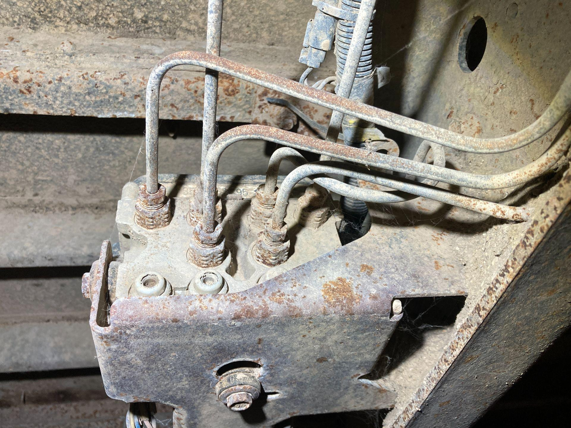 13499811-E | International 3800 Brake Control Module (ABS) for Sale