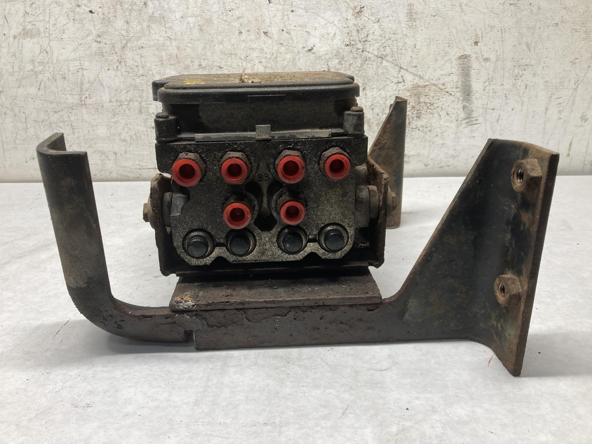 12890401 | GMC C7500 Brake Control Module (ABS) for Sale