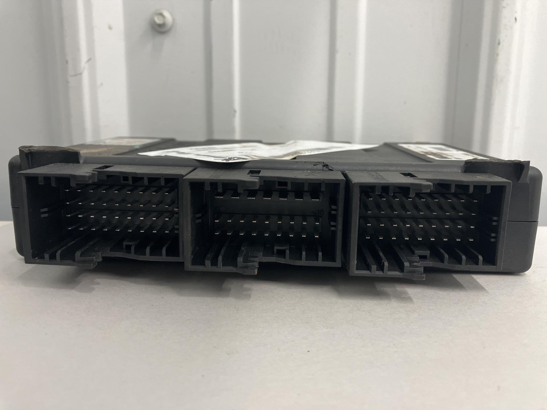10R-057466 | Freightliner CASCADIA Brake Control Module (ABS) for Sale